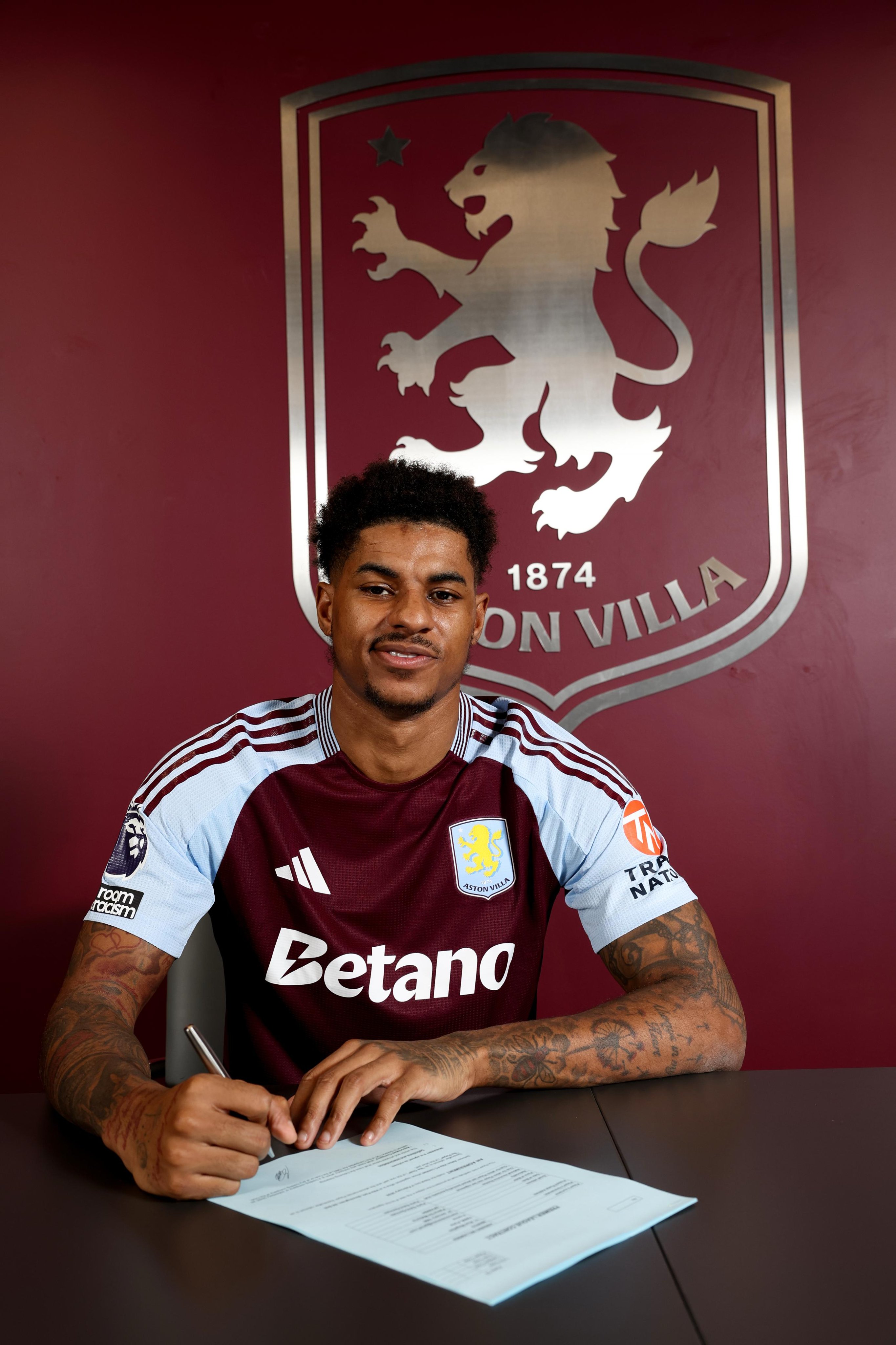 Marcus Rashford joins Aston Villa on loan from Manchester United