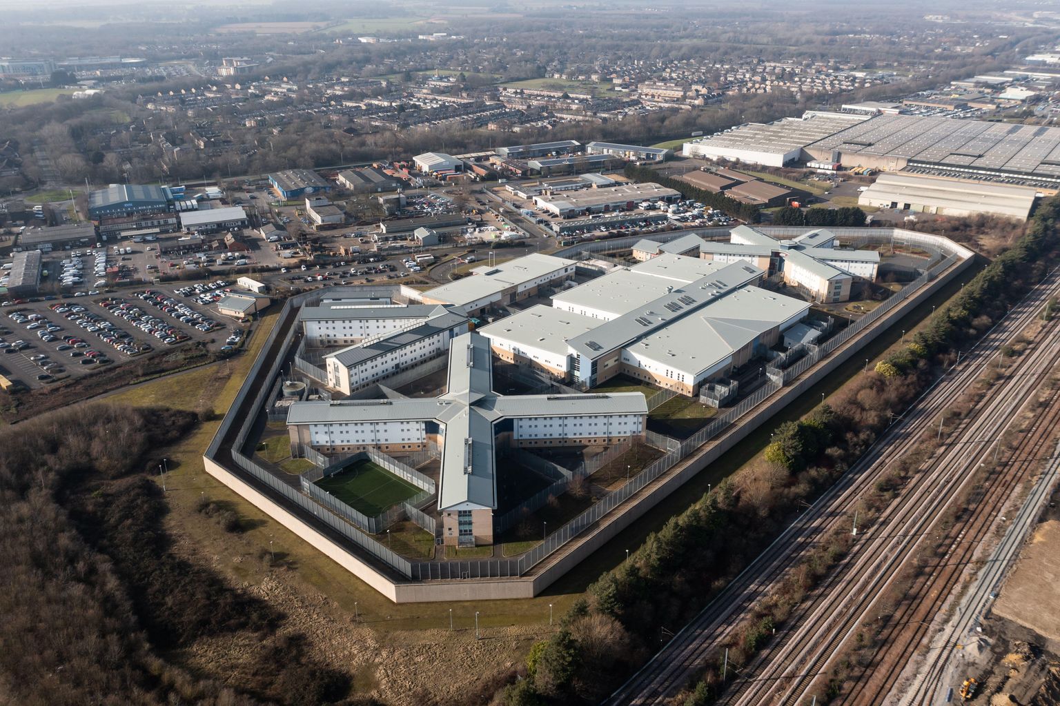 Prison staff at HMP Peterborough attempted to resuscitate inmate ...