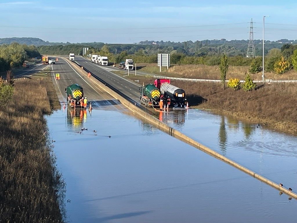 £2.6 billion funding for UK flood defences over next 2 years as climate ...