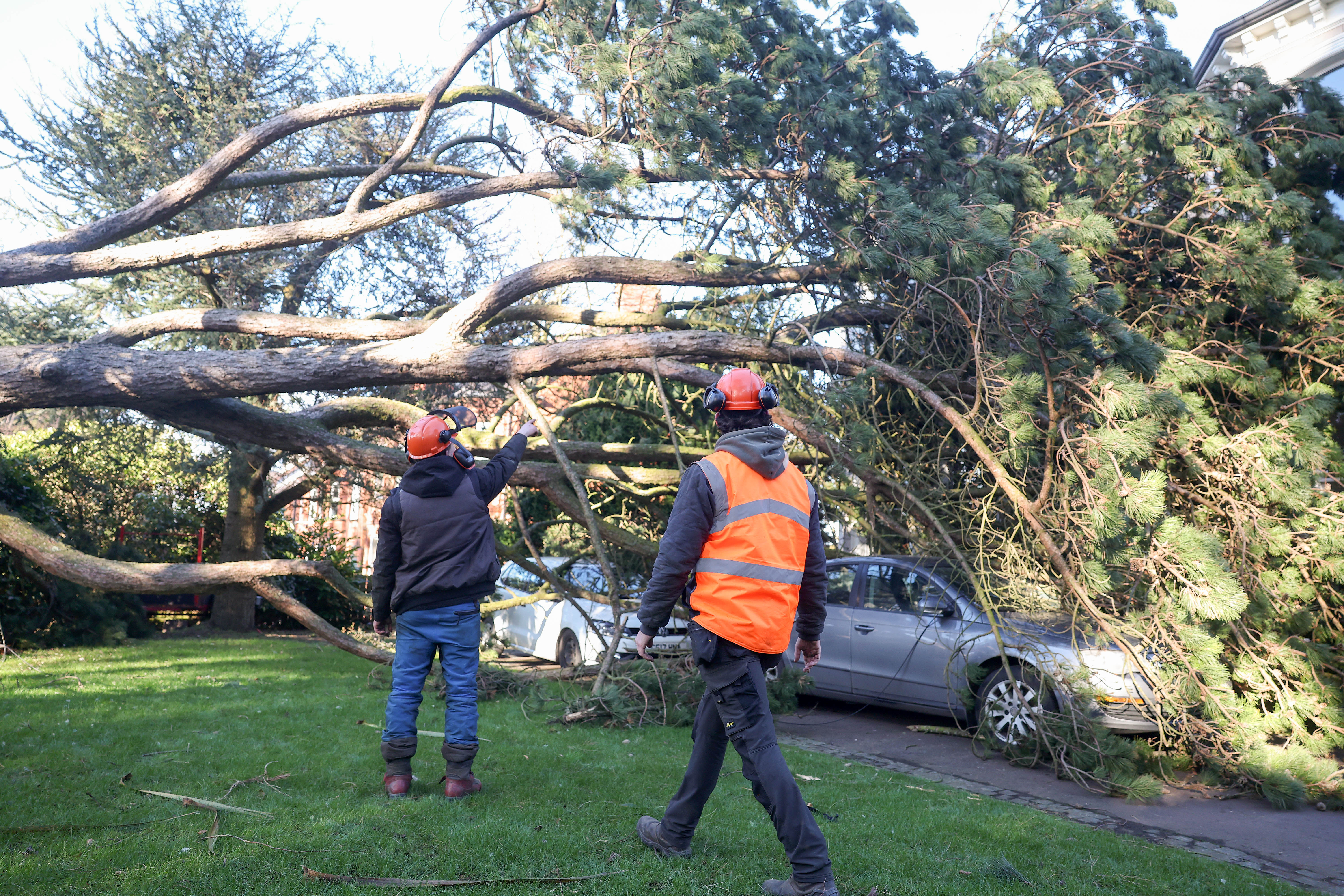 Stormont allocates £17.4m for Storm Eowyn damage repairs
