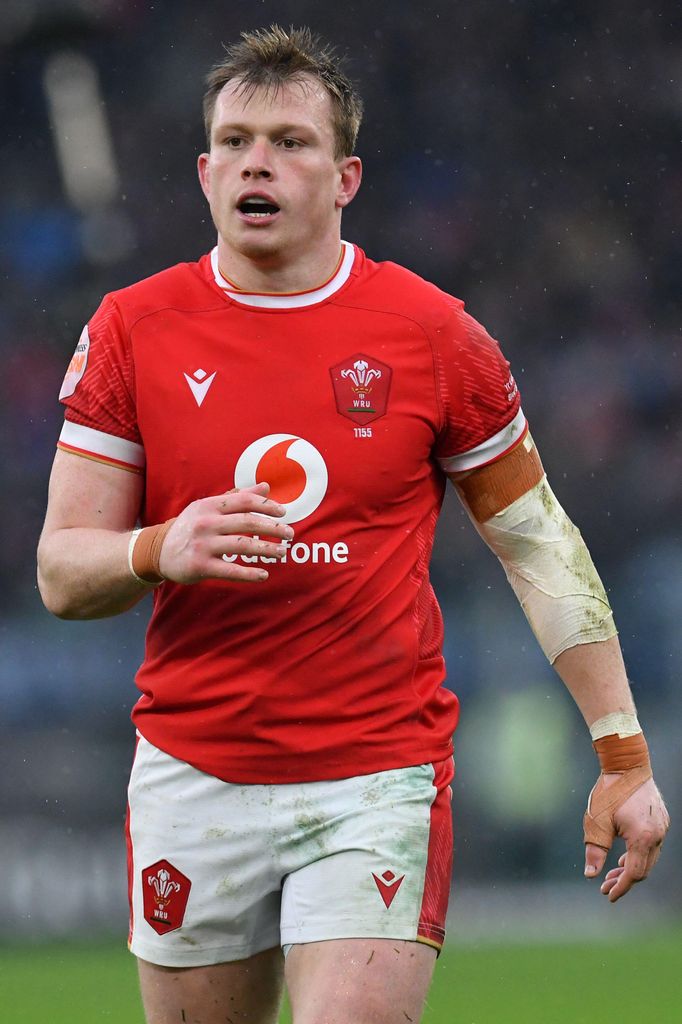 Wales centre Nick Tompkins admits current poor form is 'devastating ...