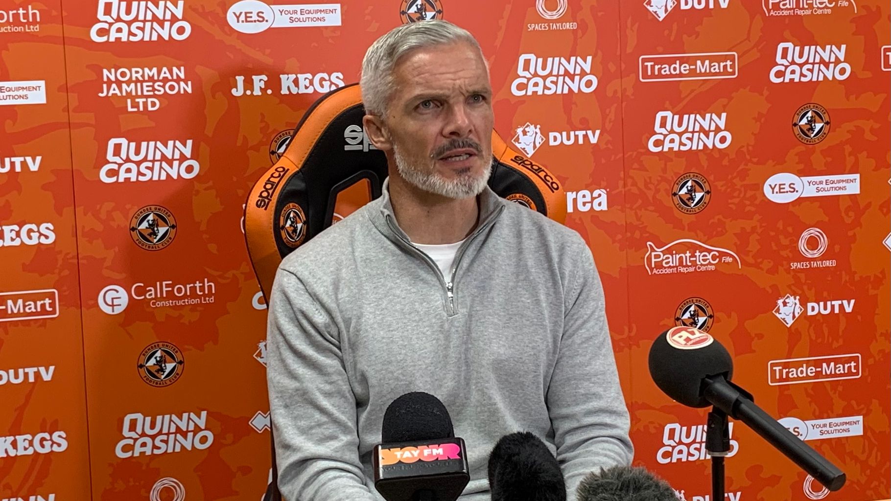 Jim Goodwin angry with Dundee United disallowed goal in Hibs defeat.