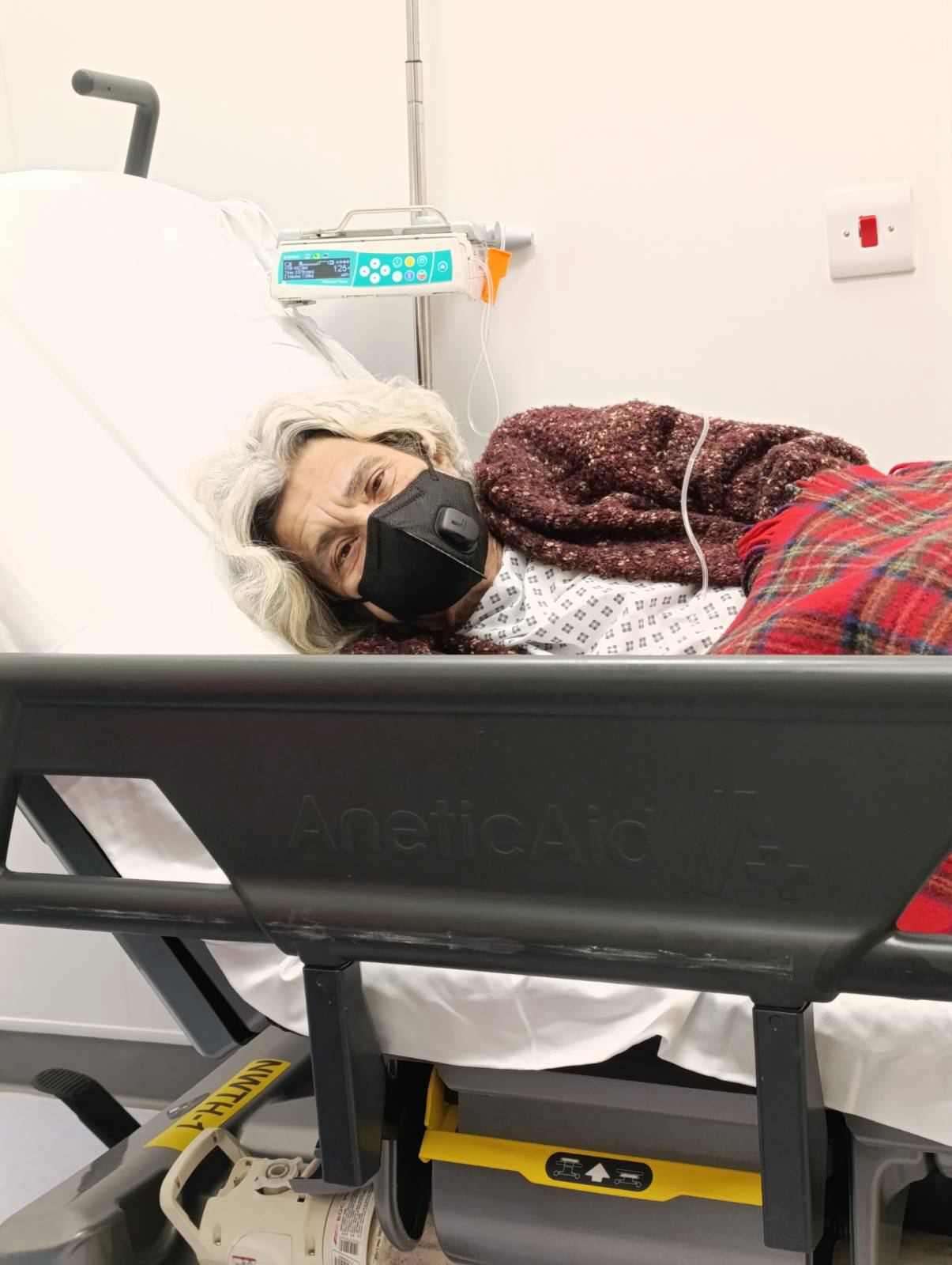 London mum moves to partial hunger strike over jailed son