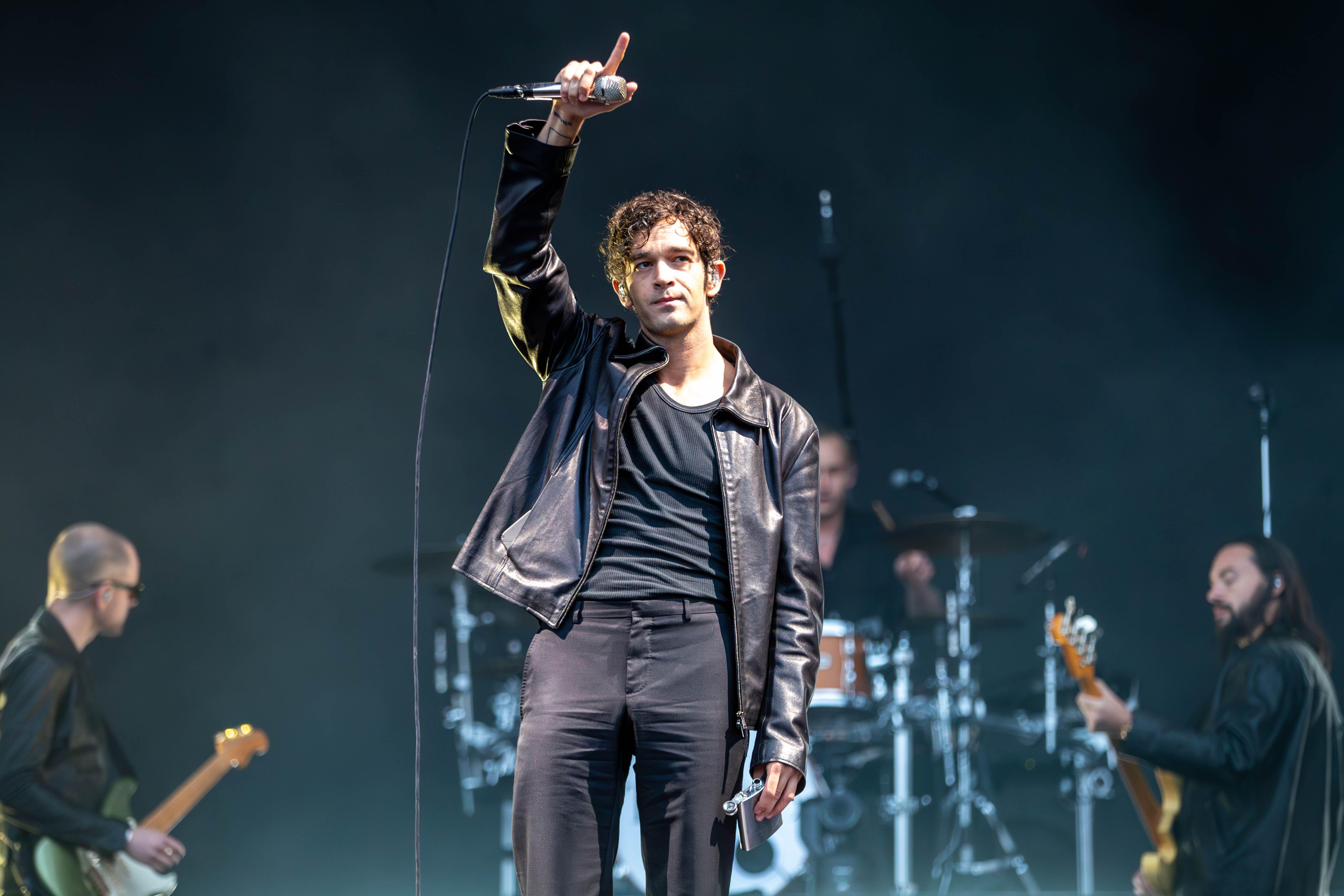 Manchester band the 1975 to headline Glastonbury