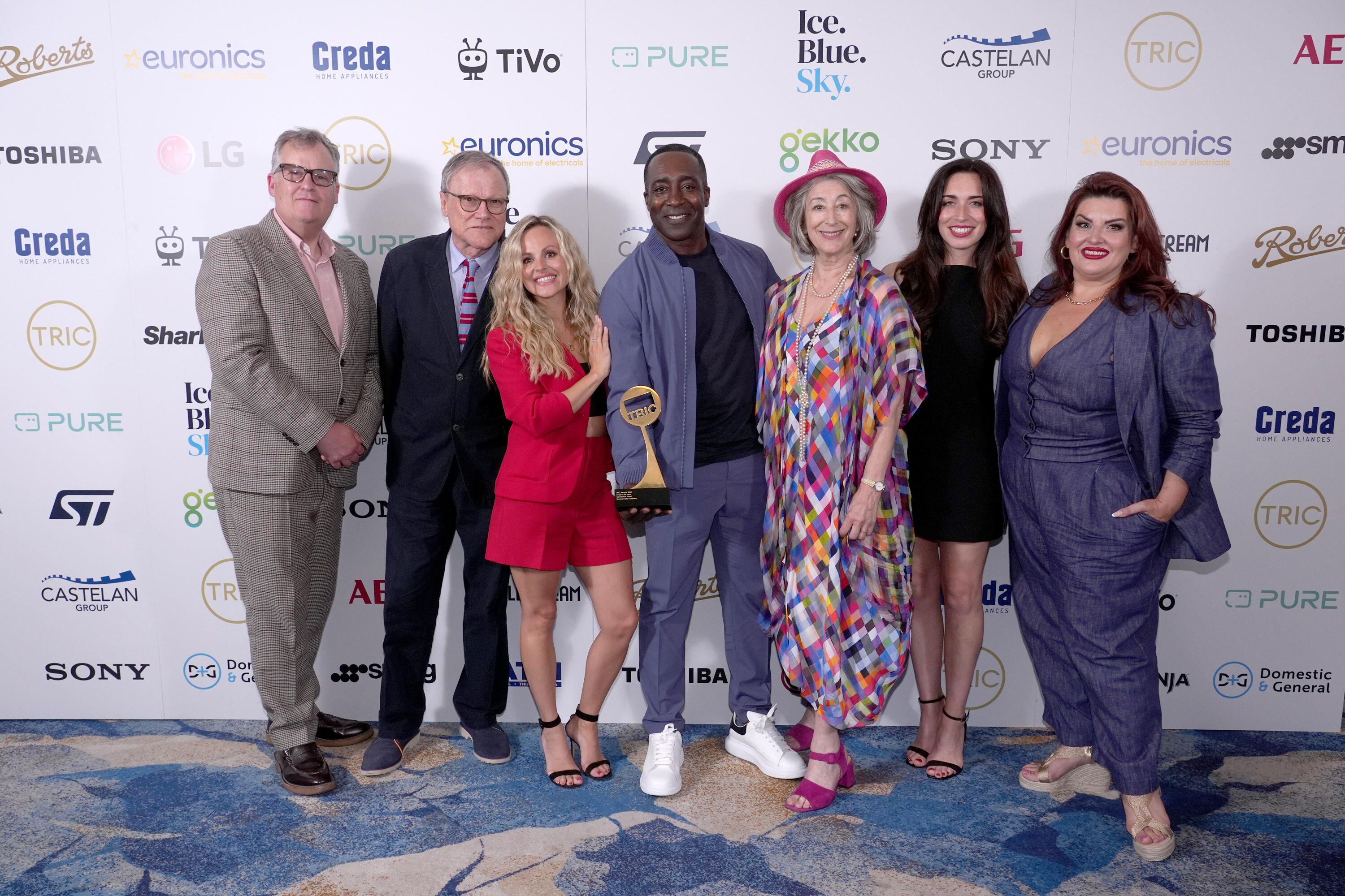 Corrie stars to take to the stage in live show heading to Sheffield ...