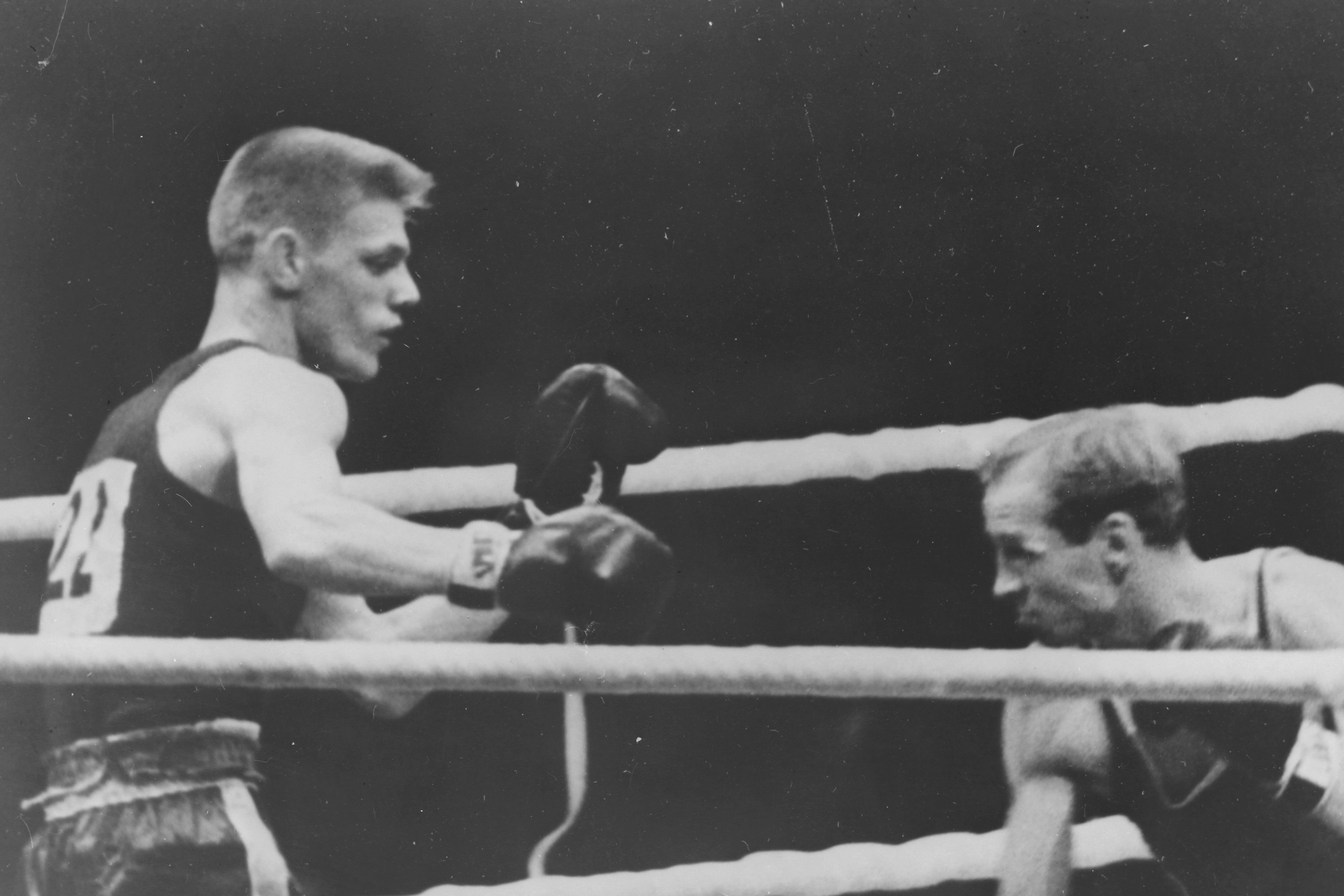 Dundee boxer legend, Dick McTaggart, dies age 89
