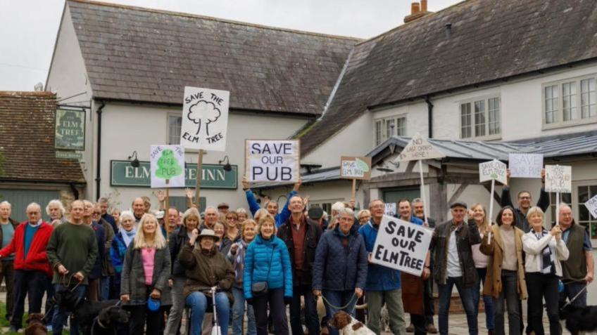 Residents group has offer accepted to buy Dorset pub
