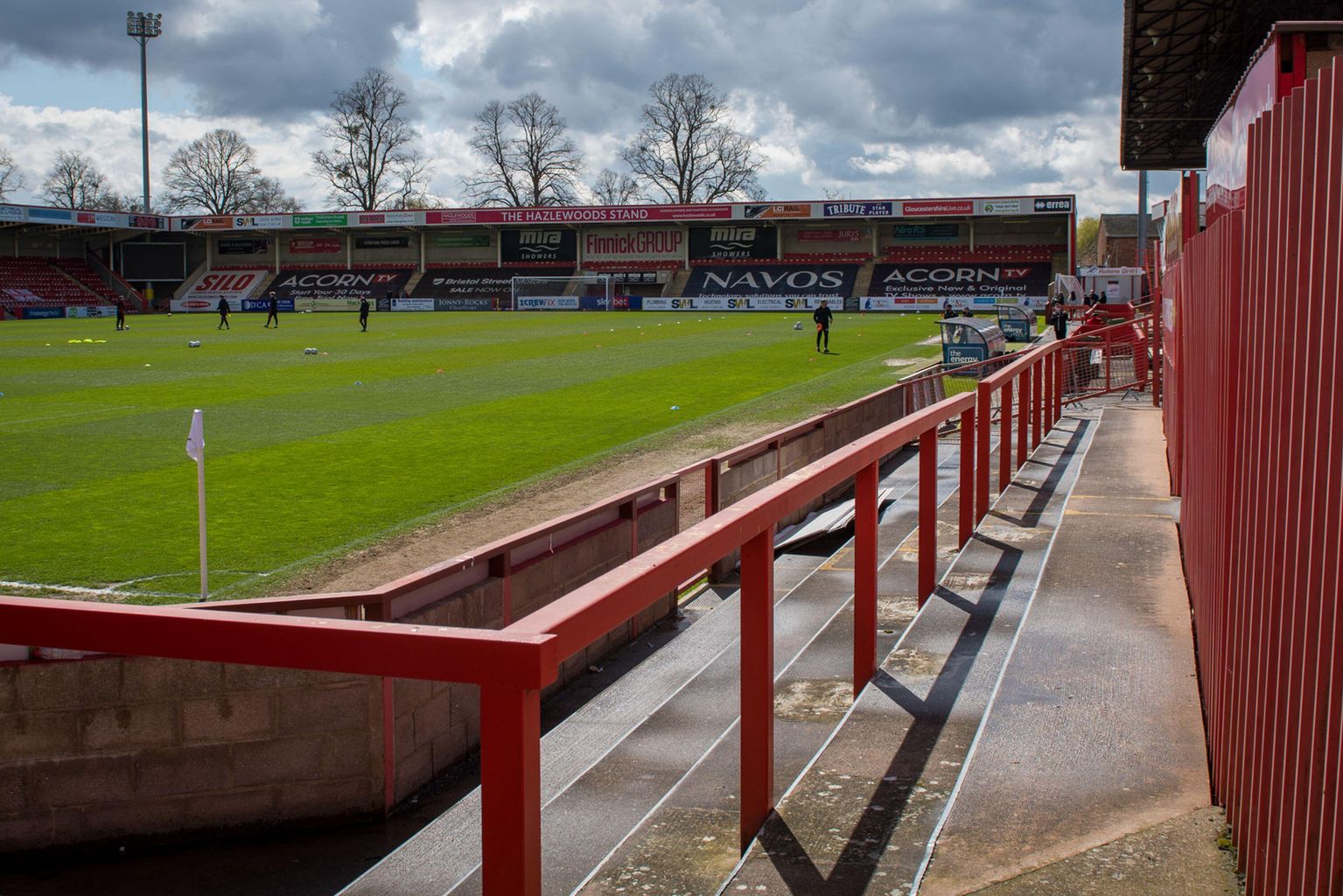 Cheltenham Women win 8-0 over rivals