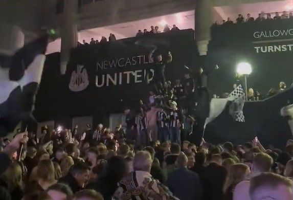 Newcastle-NUFC-Cup-Winners