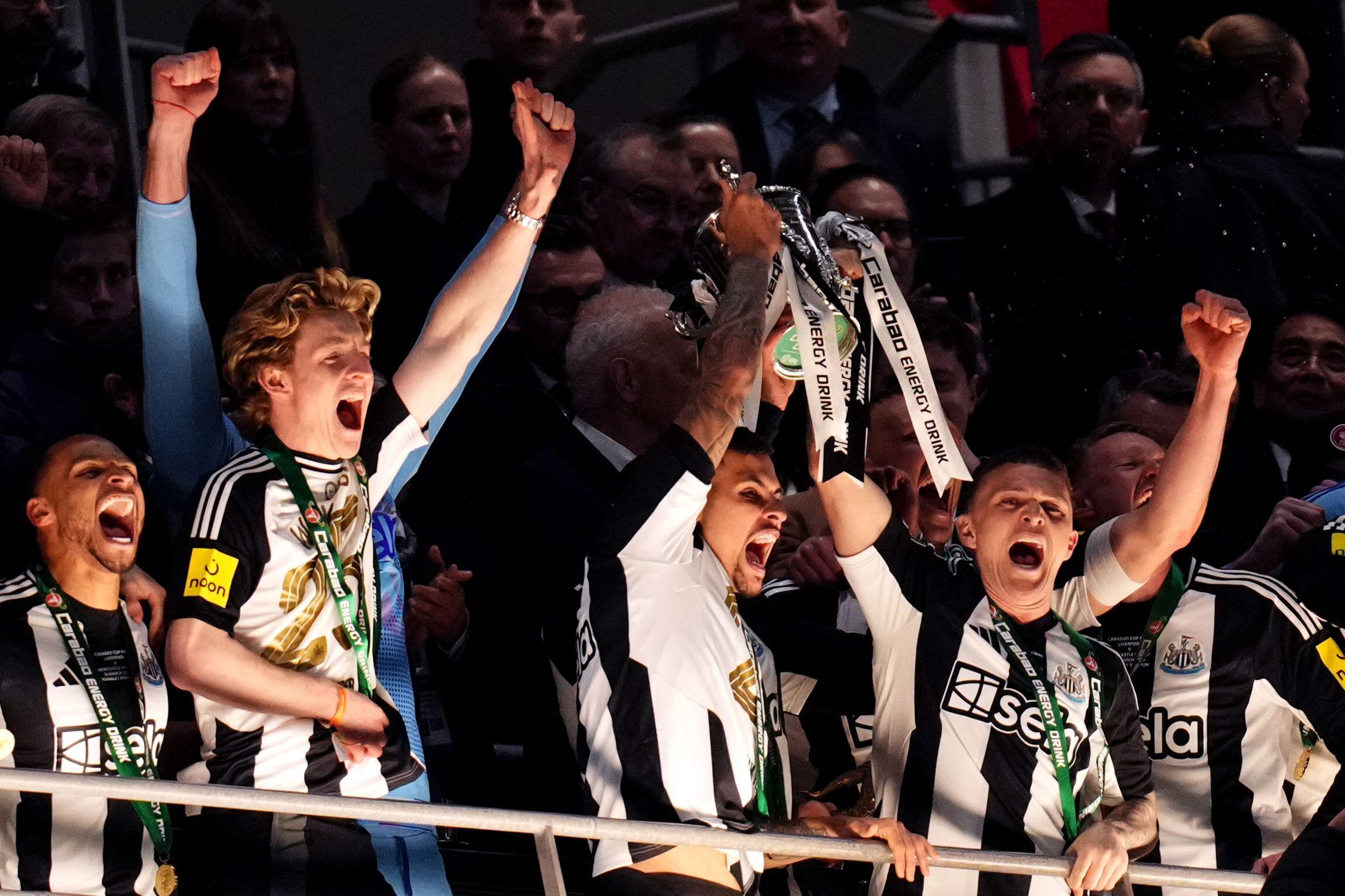 NUFC-CUP-PARADE