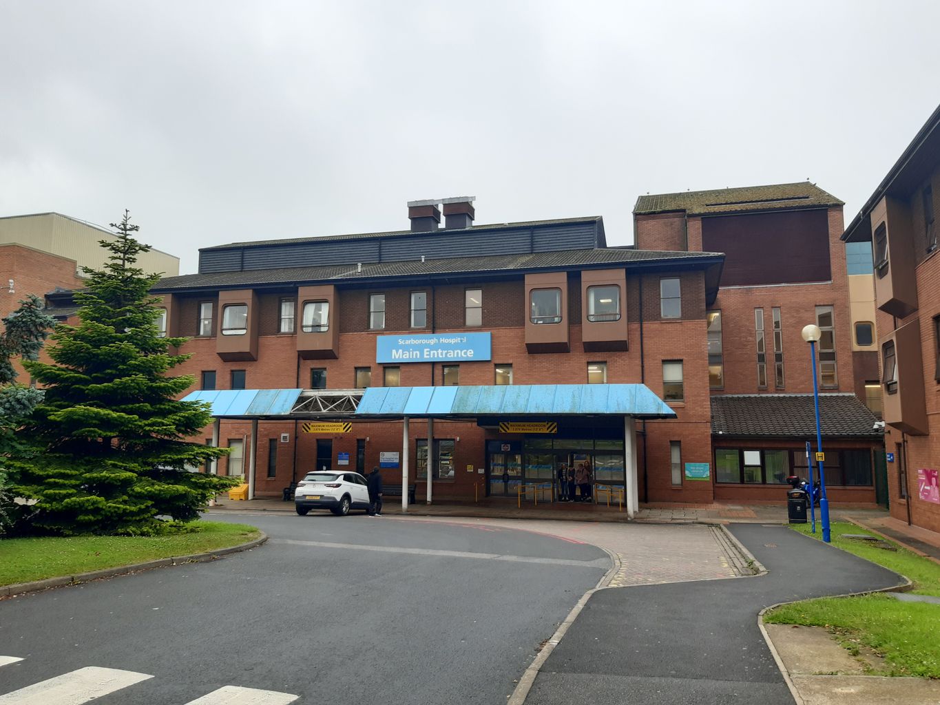 Survey ranks York and Scarborough NHS trust among worst in England ...