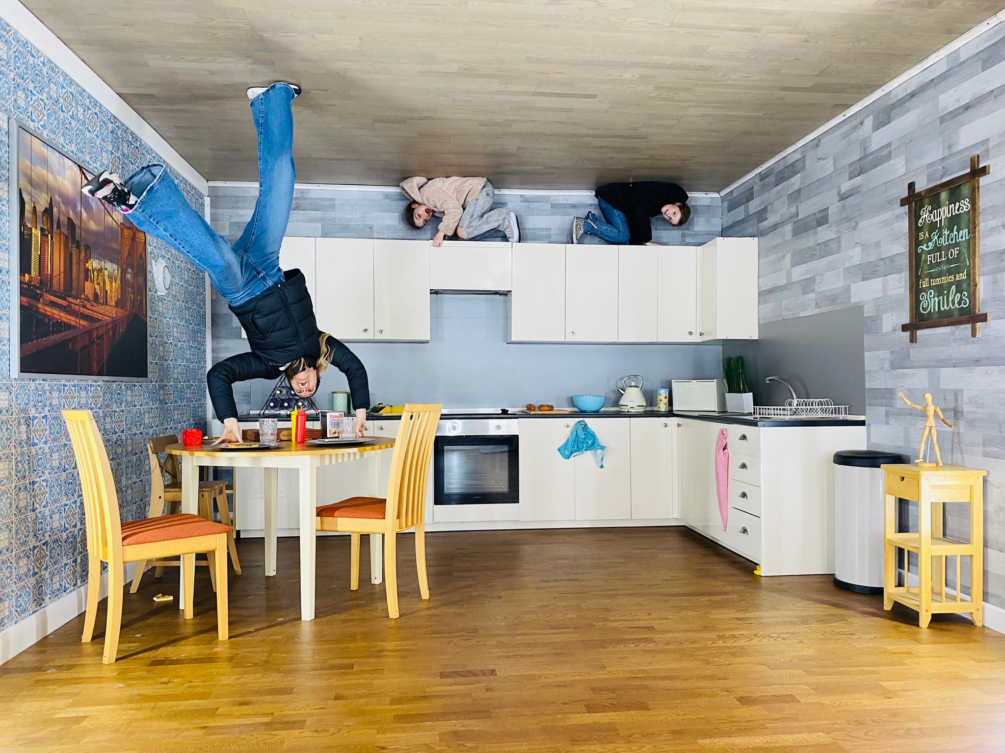 Upside-Down-House-MetroCentre