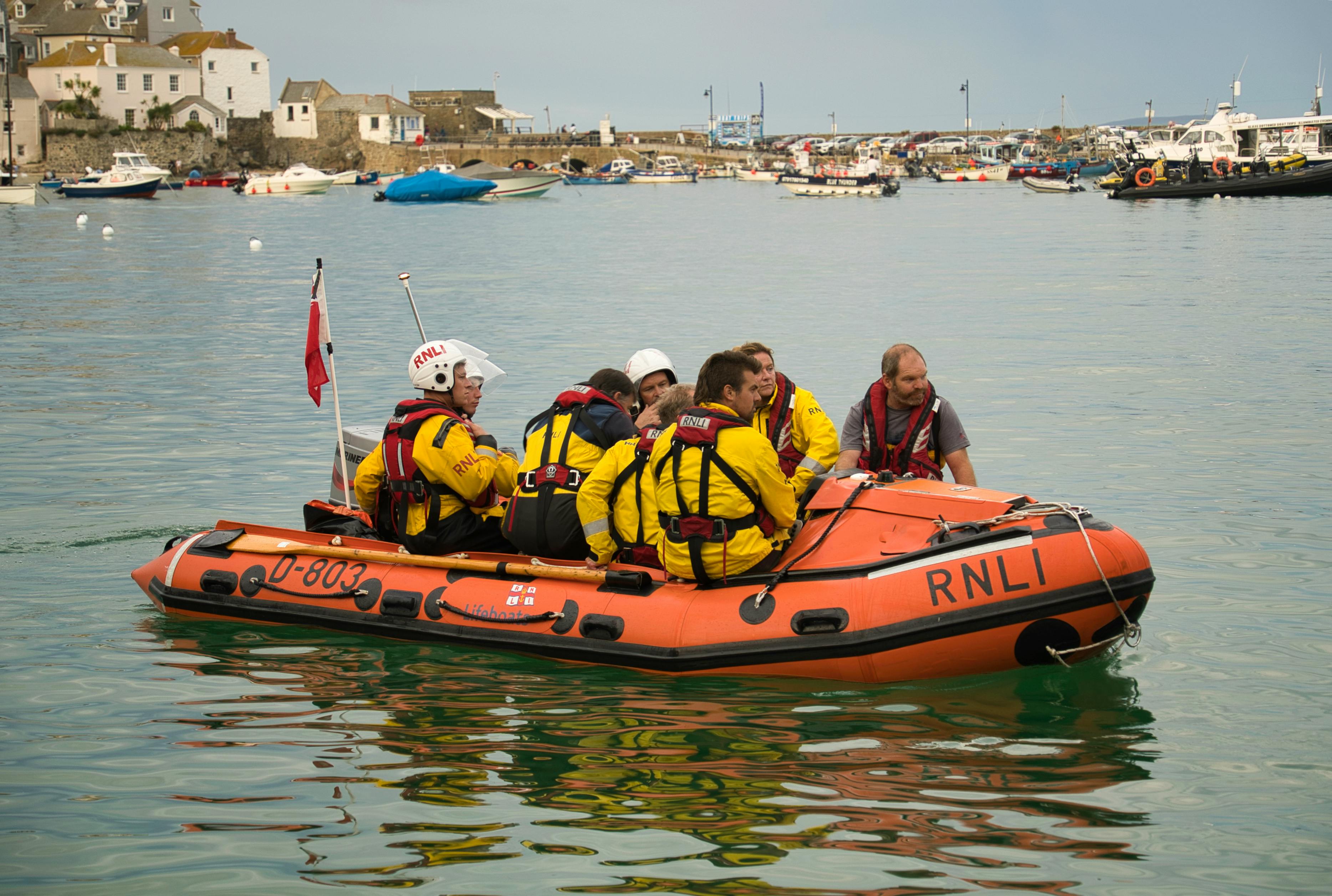 RNLI launch rescue mission after yacht loses power and sail
