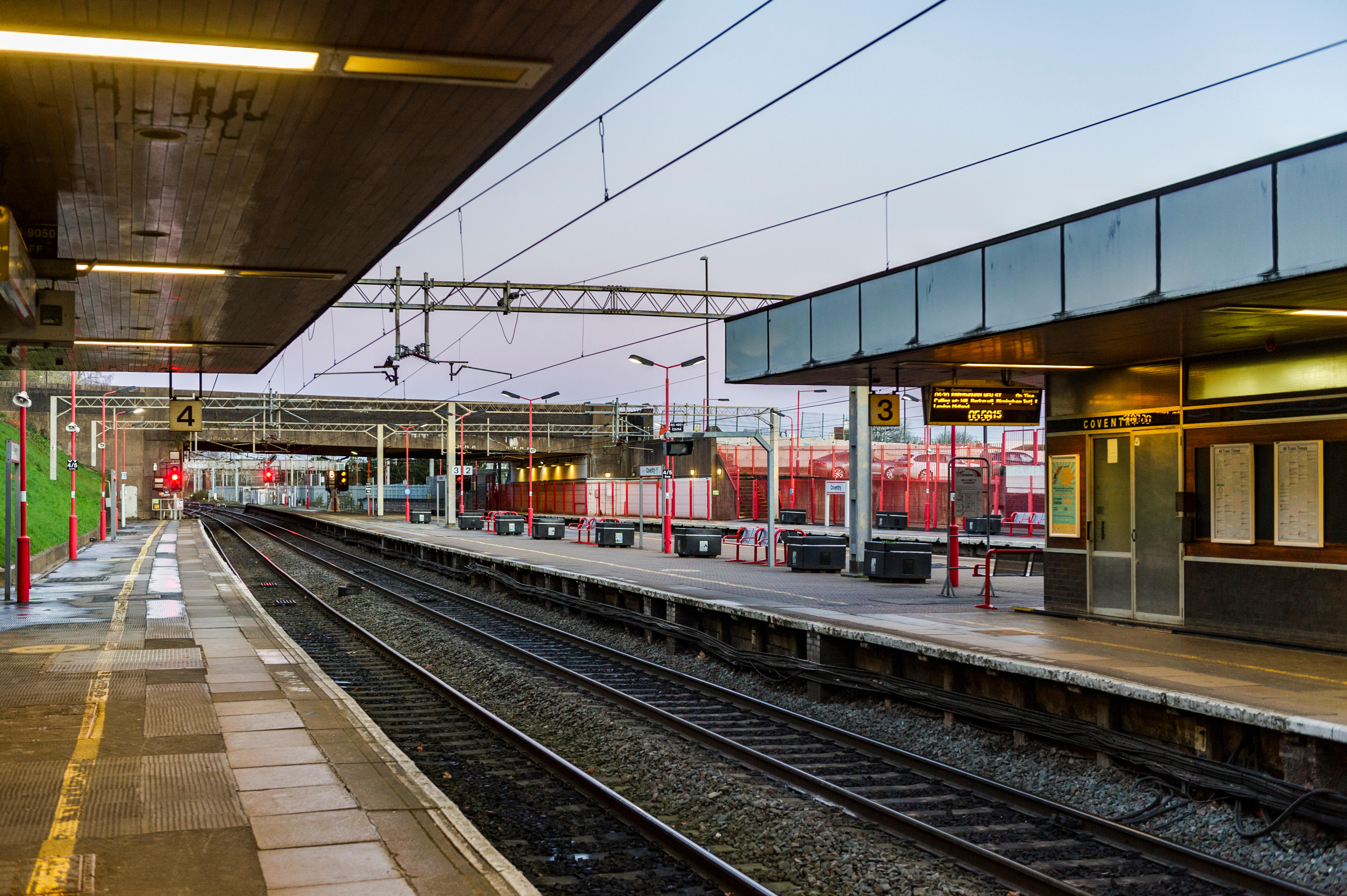 Lineside fire affecting Coventry train services
