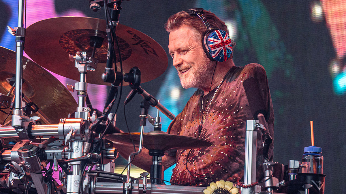 Def Leppard's Rick Allen still dealing with trauma of violent assault ...