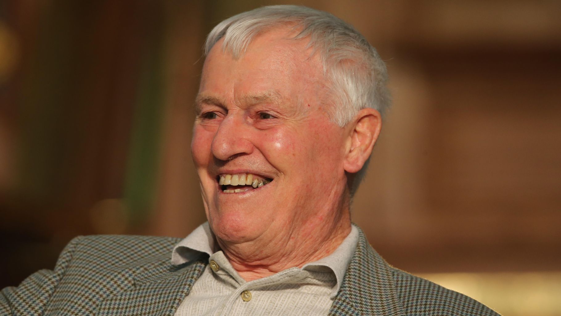 Tributes paid to Aston Villa legend