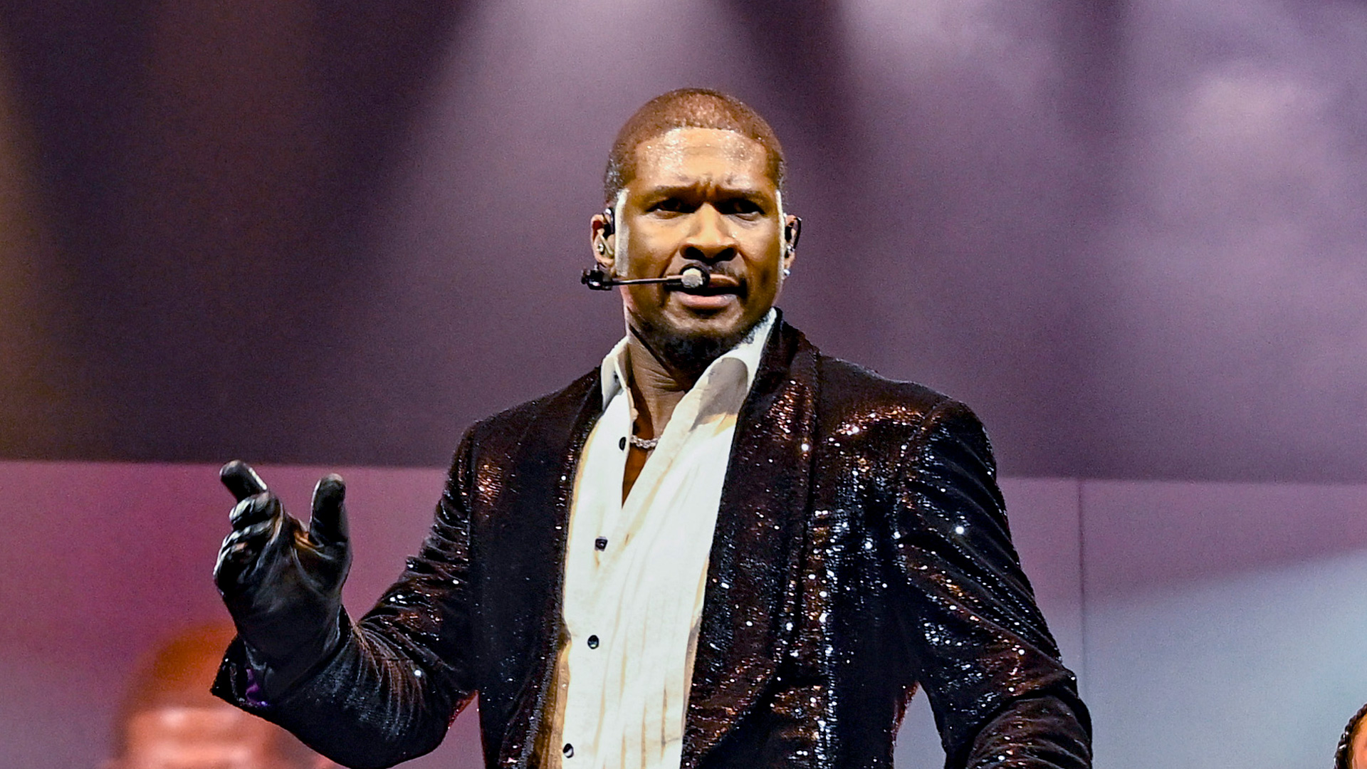 Usher: A look back at his 'Past Present Future Tour' UK leg