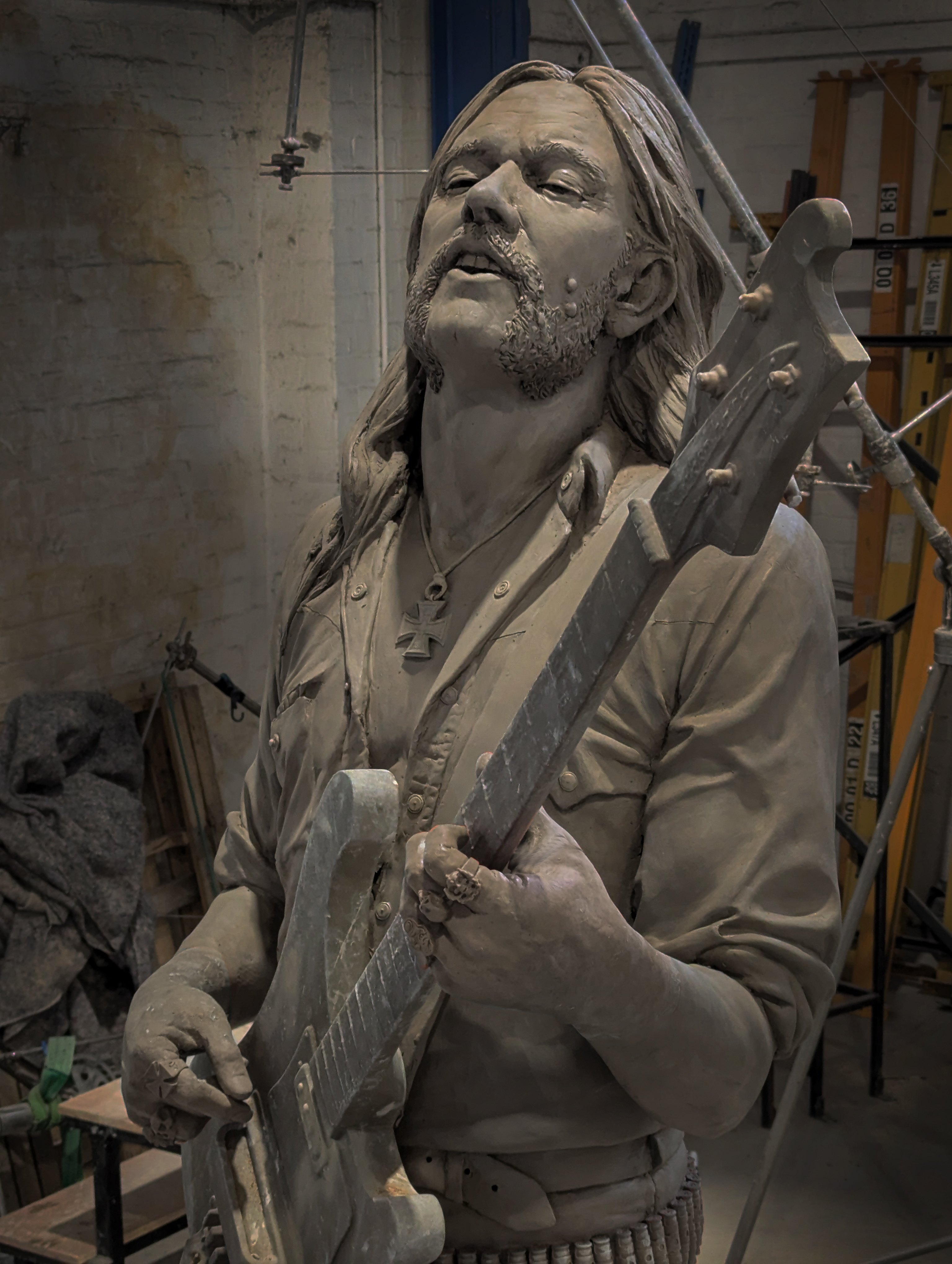 Statue of Lemmy to be unveiled in Stoke-on-Trent