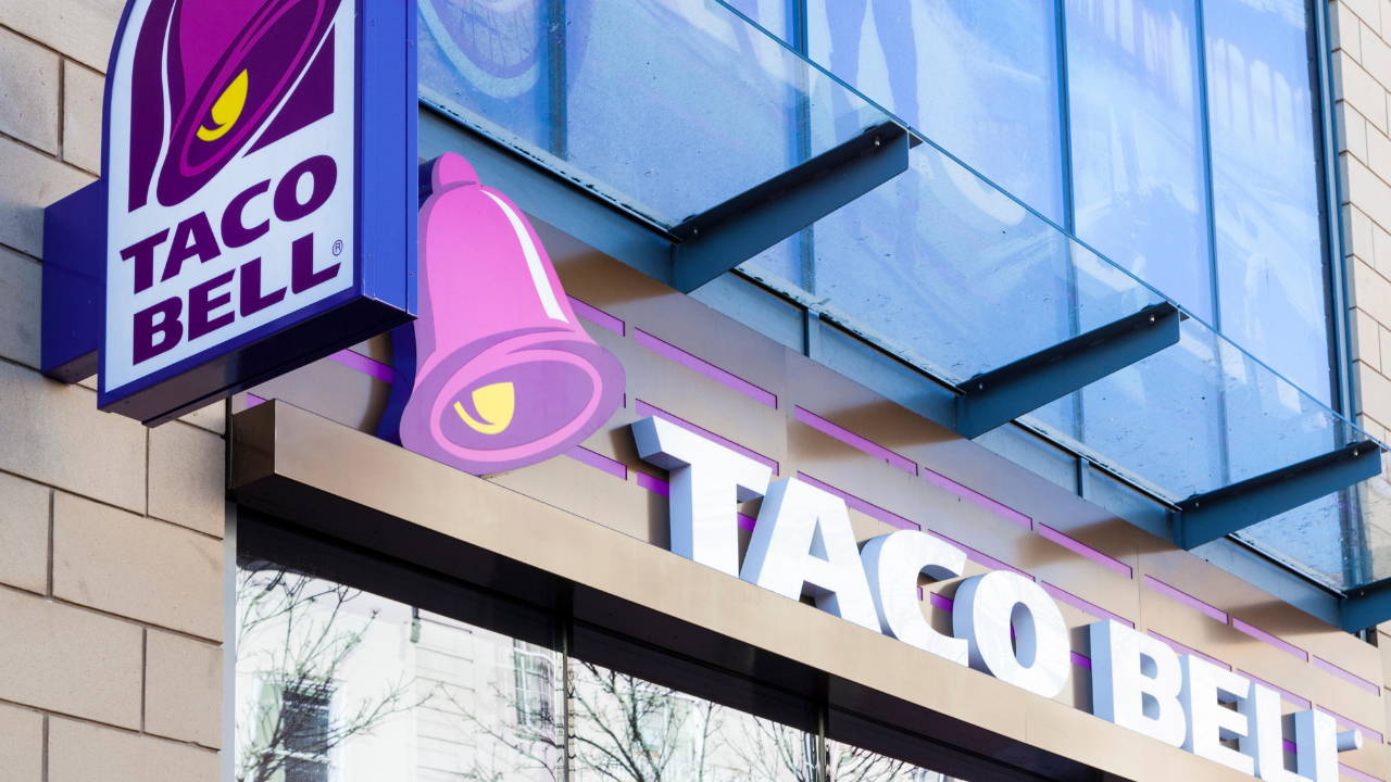 Taco Bell is coming to Ireland! | Food Drink - Downtown Radio