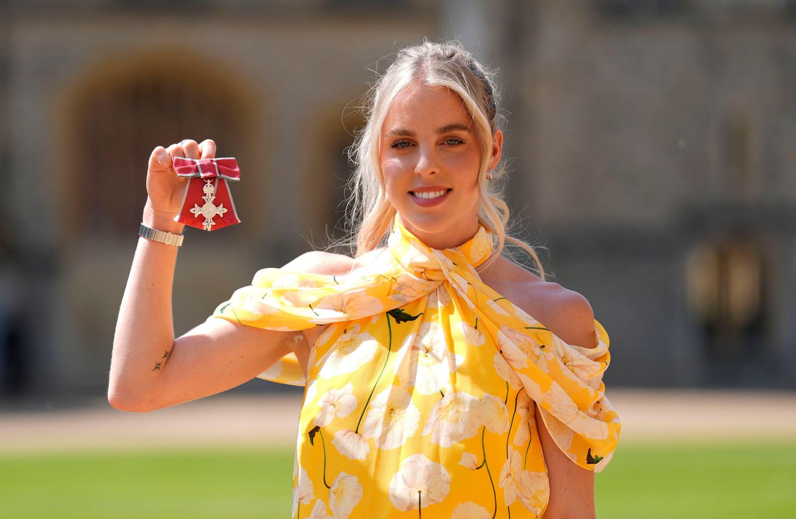 Prince of Wales tells Keely Hodgkinson Princess Charlotte is keen runner