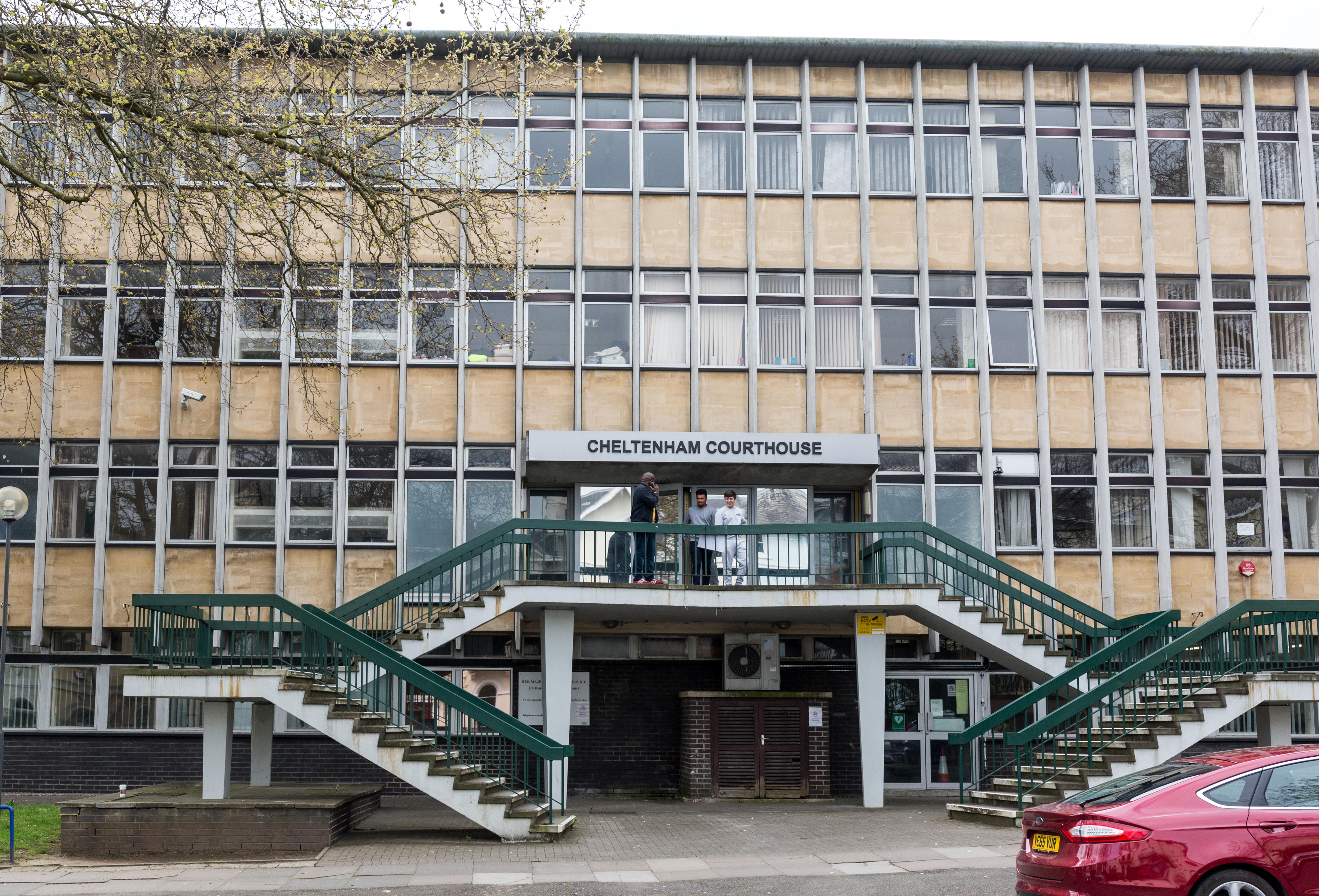 Fox hunting case against Cheltenham man stopped | Gloucestershire News