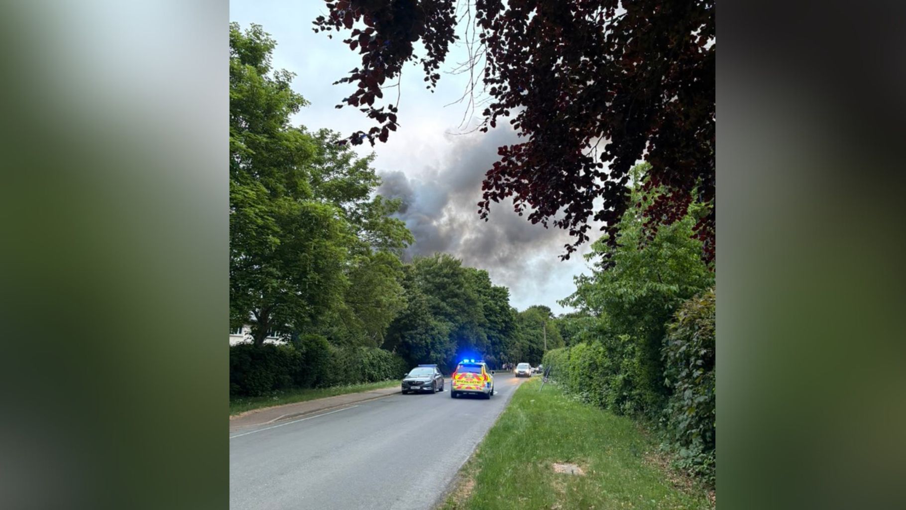 Fire at Bicester Heritage with huge plumes of smoke across the town ...