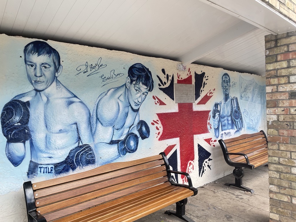 Street artist hails 'superpower' for Cambridgeshire boxing mural