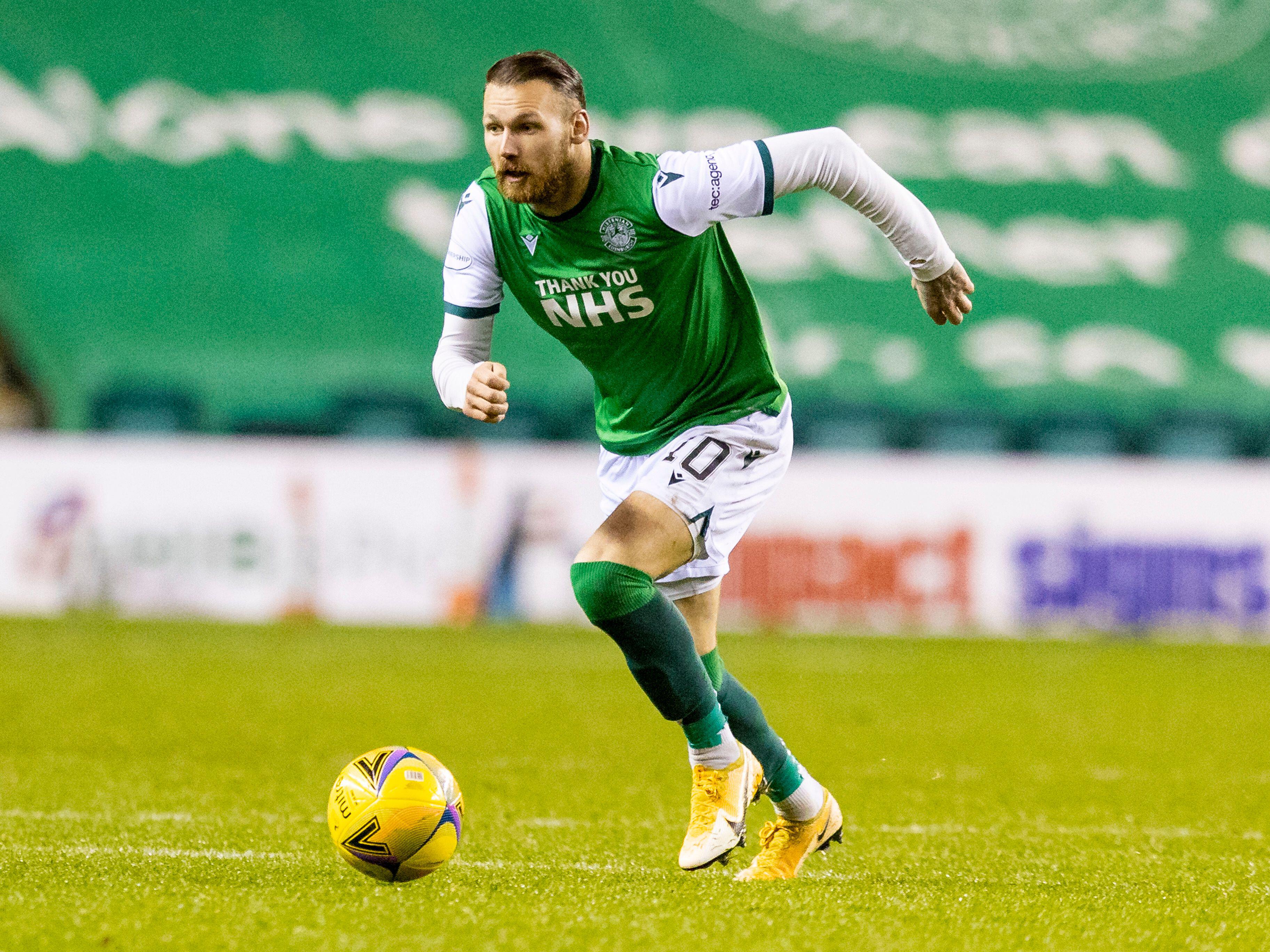 Martin Boyle staying at Hibs as club triggers contract extension