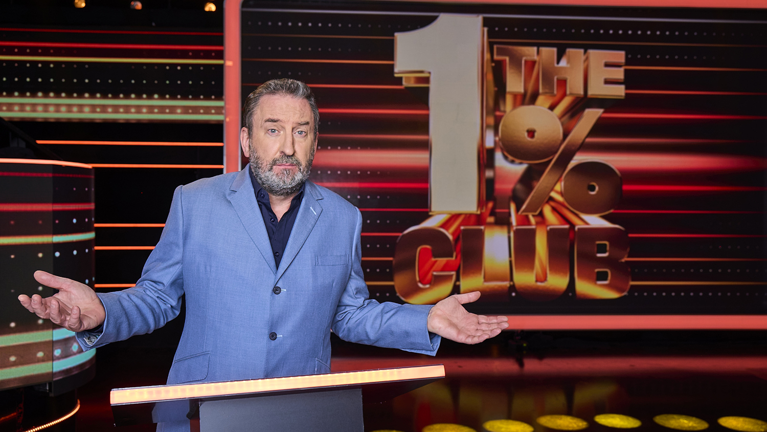 What is Lee Mack's real name?