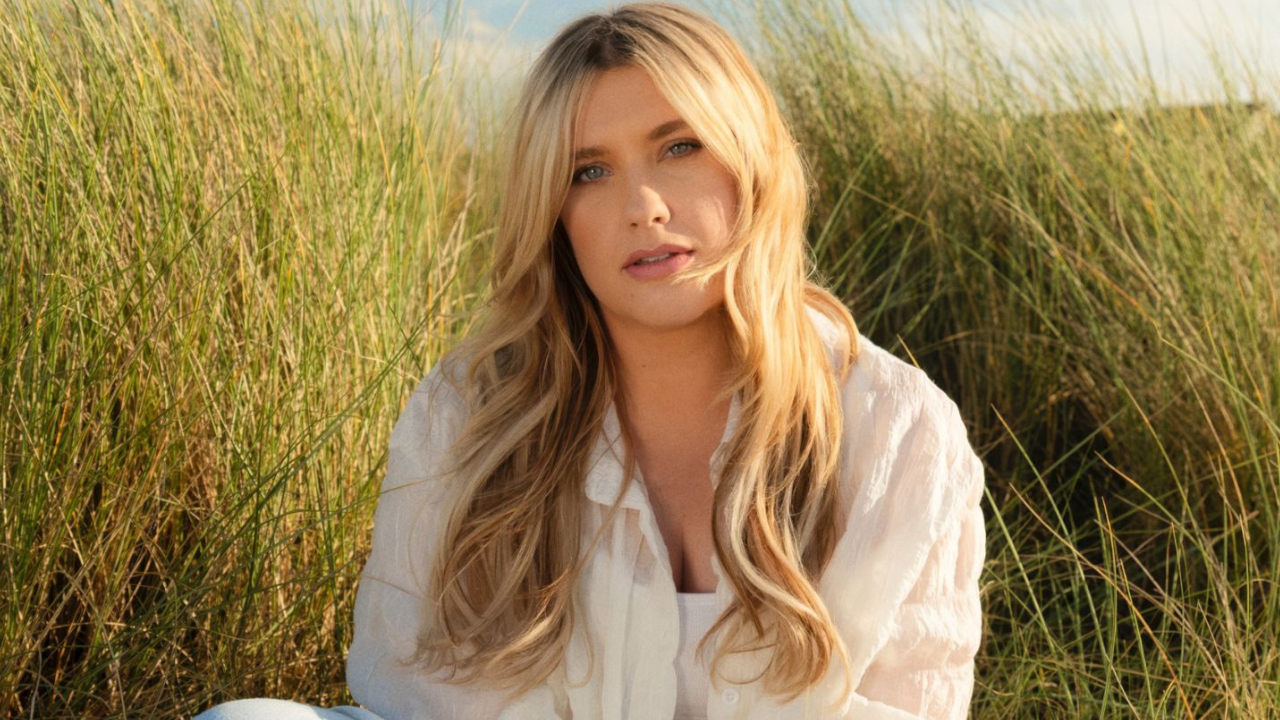 Ella Henderson to headline Live at the Square in Derry/Londonderry ...