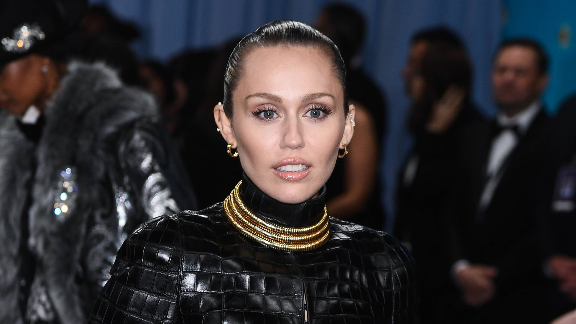 Miley Cyrus releases song 'Easy Lover' originally written for Beyoncé