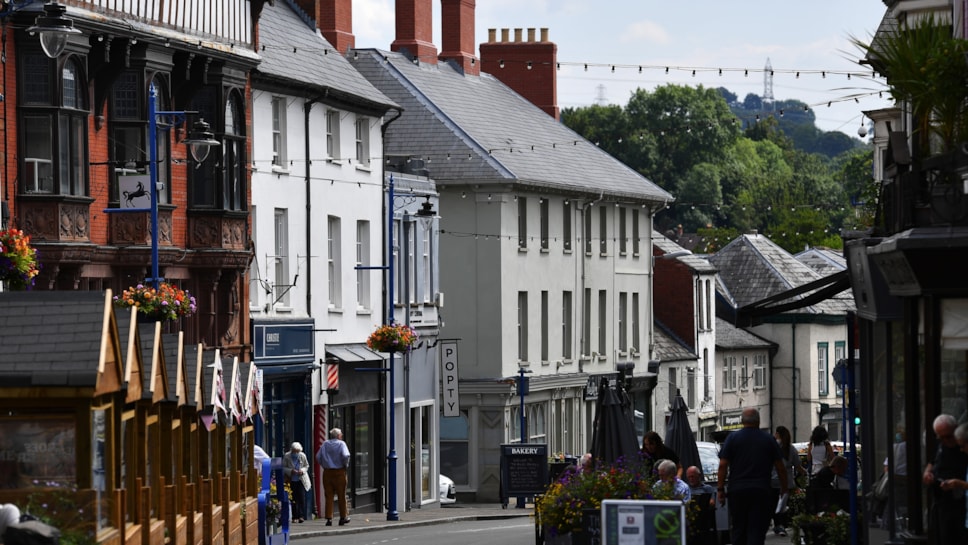 New research finds strong trends towards Welsh language place names