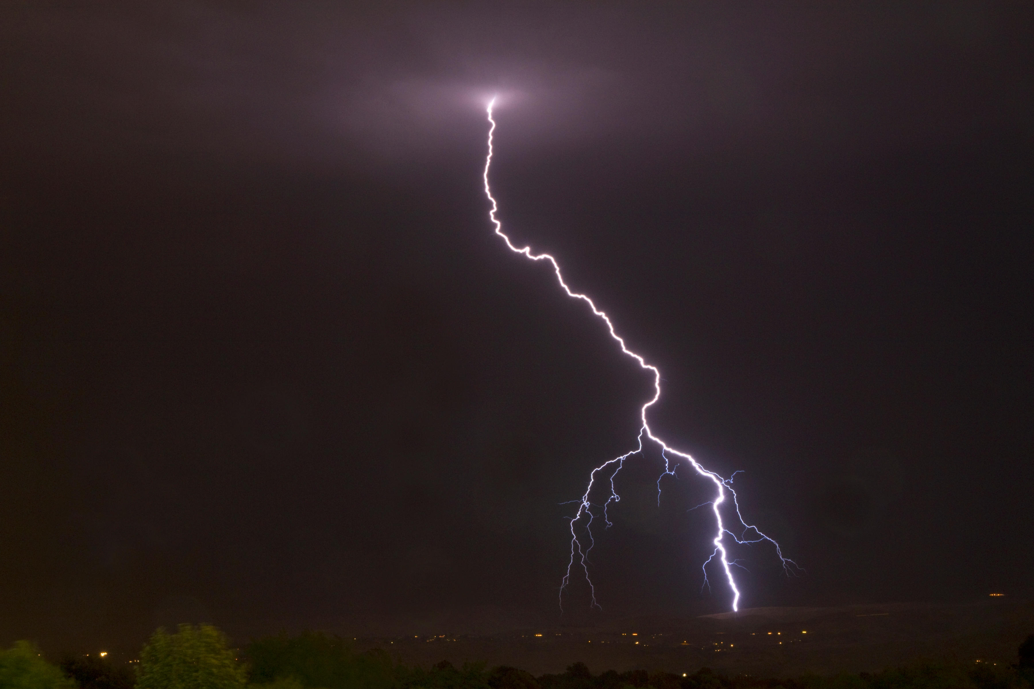 Lightning strike likely cause of fire in St Leonards-on-Sea | News ...
