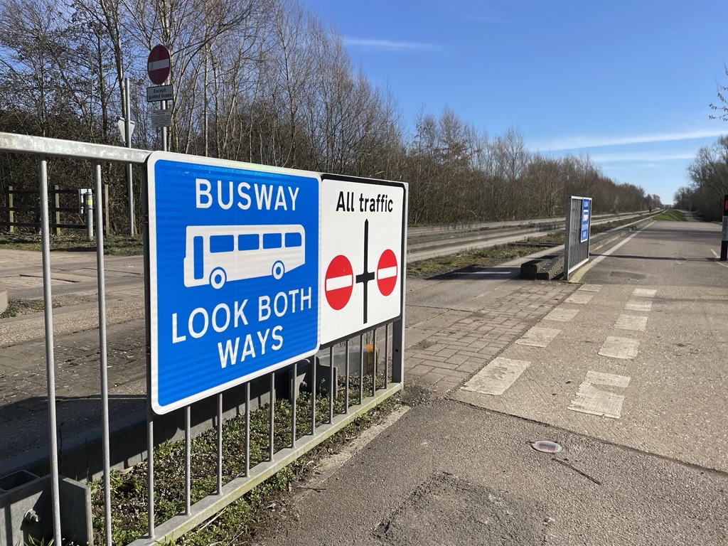 Council to consider better safety on Cambridgeshire Guided Busway