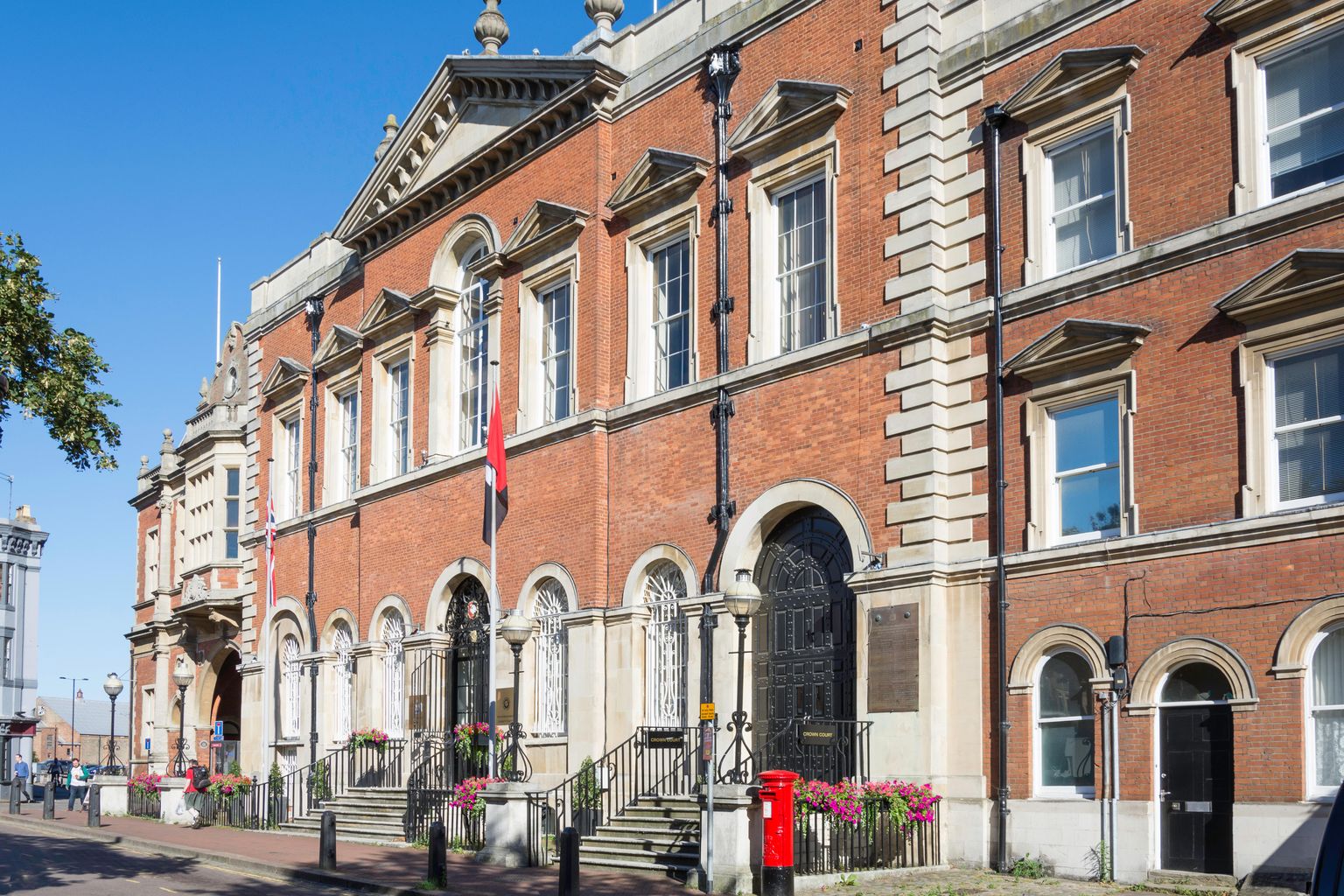 Woman convicted in connection with Milton Keynes murder | News ...