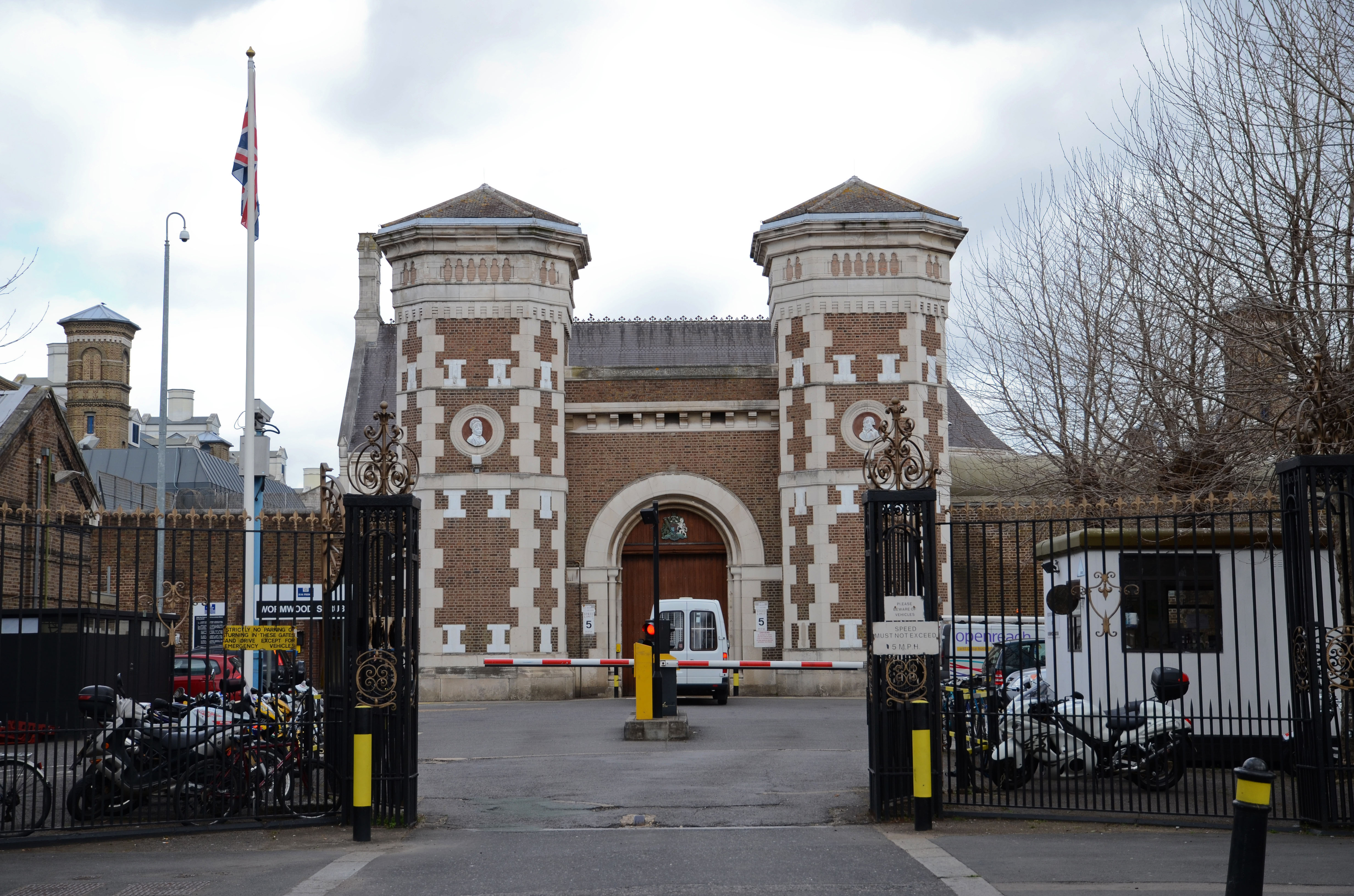 West London prison told to improve after epileptic inmate dies | News ...