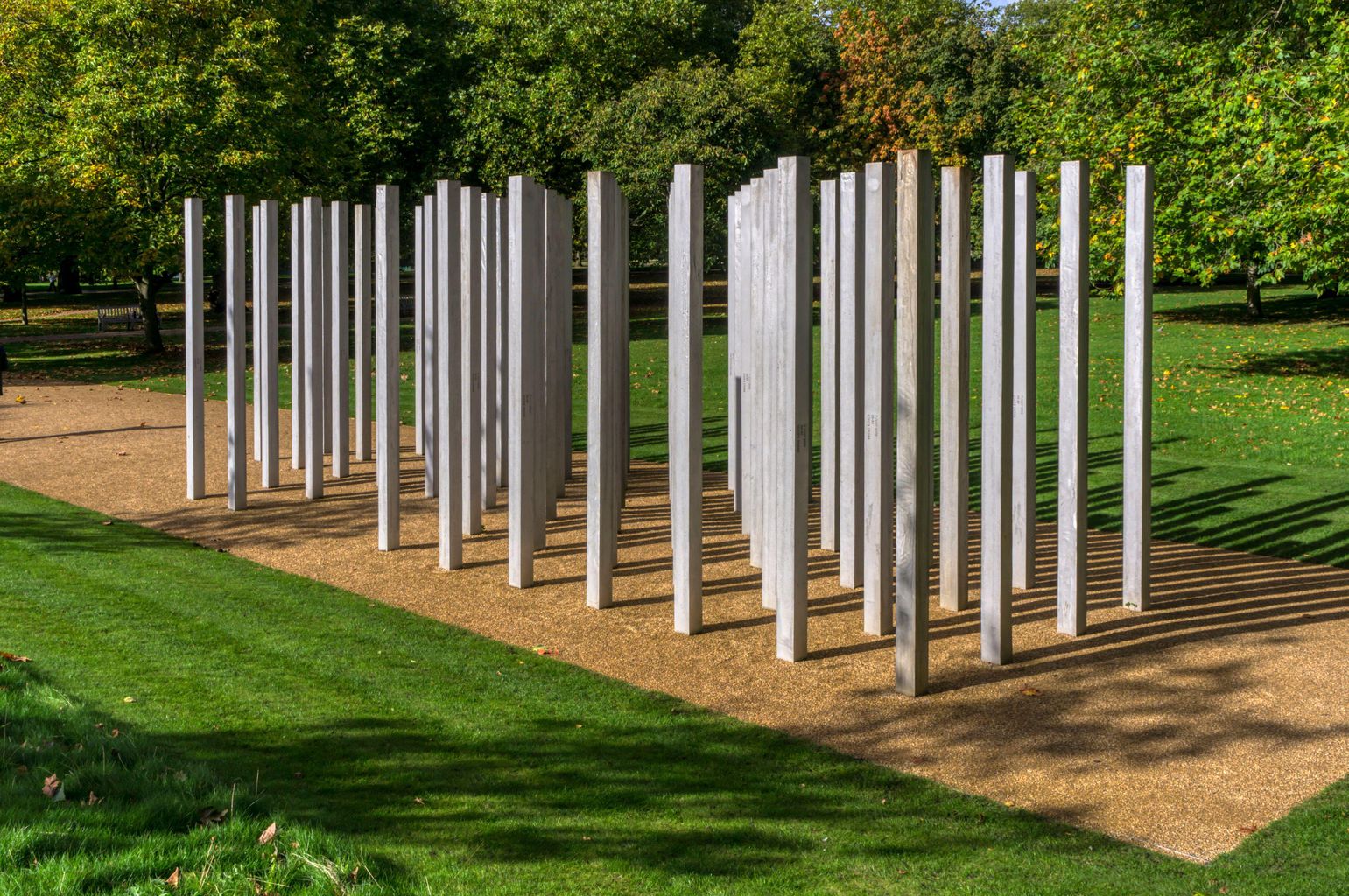 King and Prime Minister lead nation remembering 7/7 London Bombings