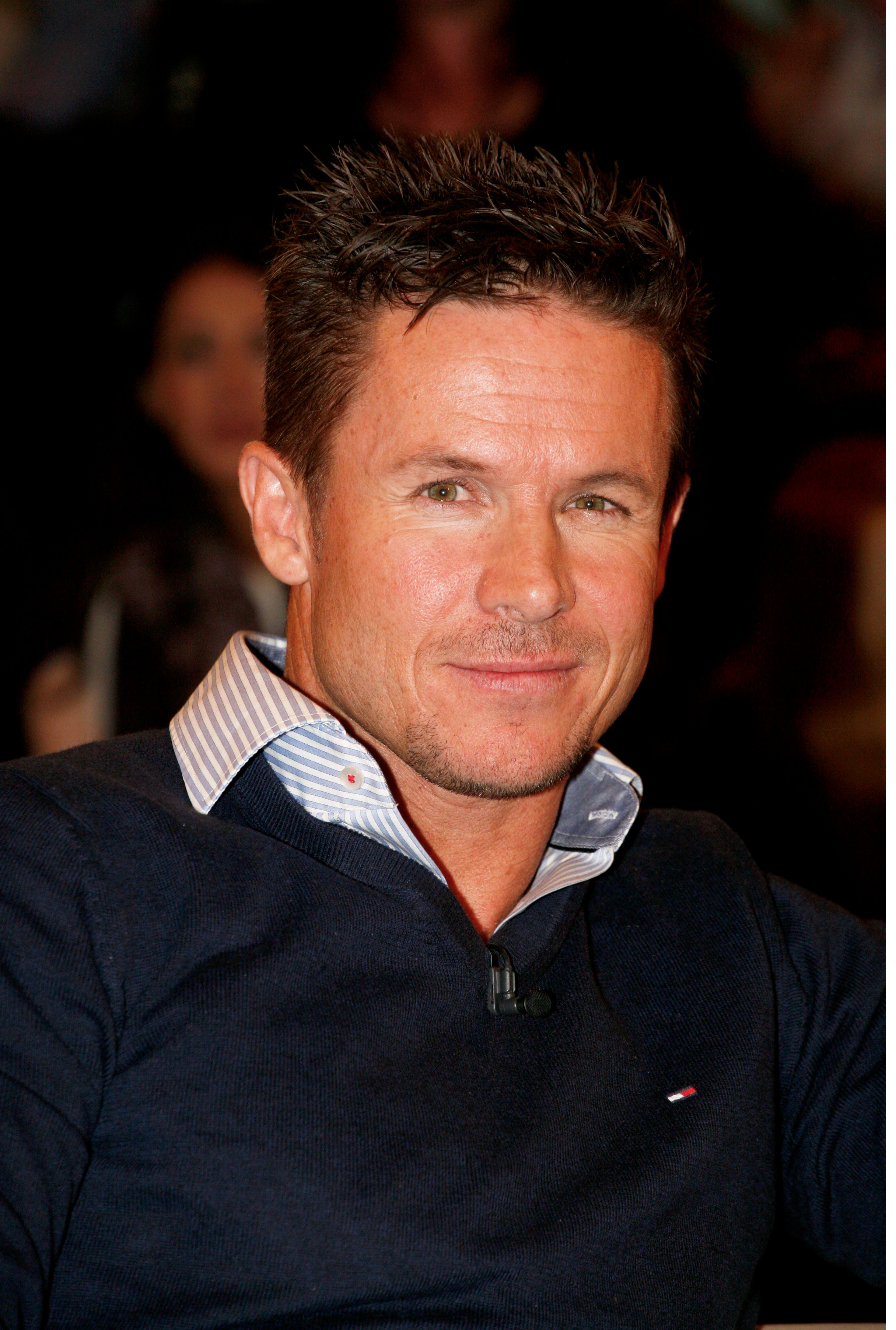 First skydiver to fall faster than speed of sound dies in crash in ...