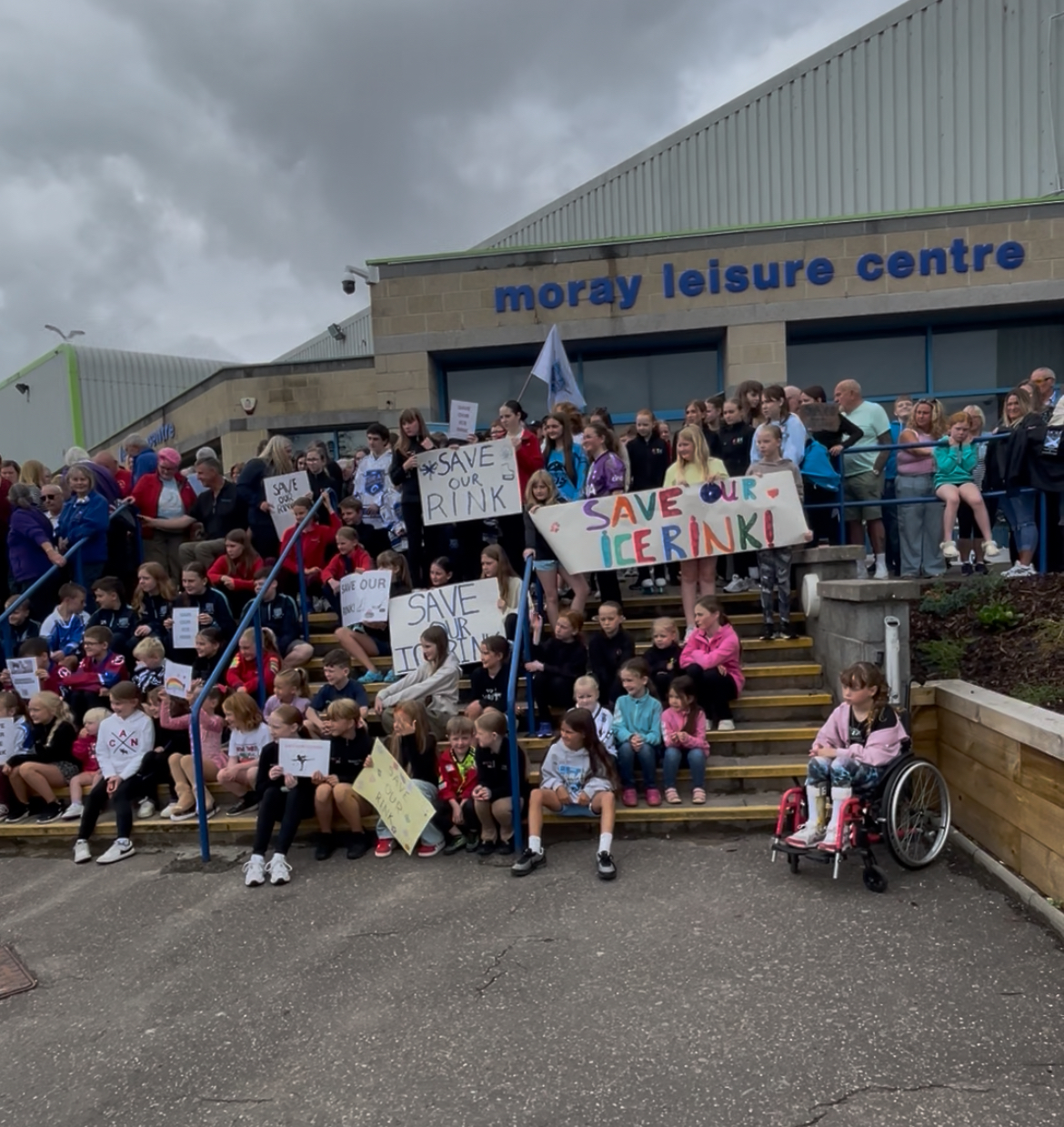 Elgin ice rink to temporarily shut after community rally round much ...