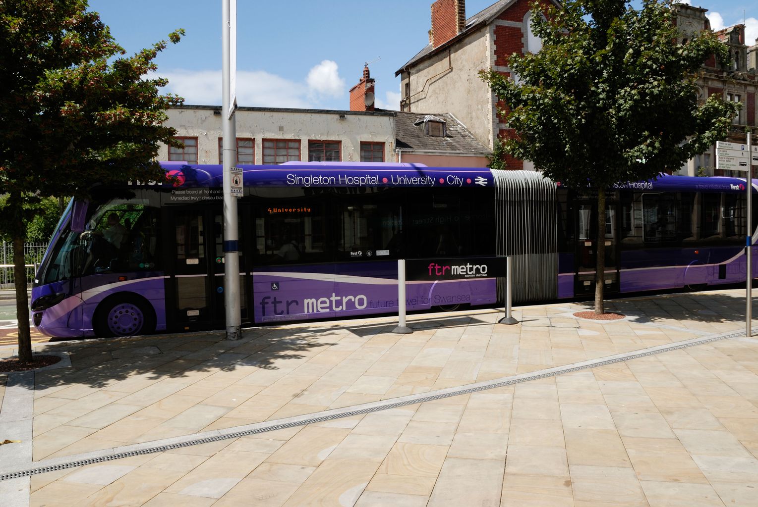 Free weekend bus travel back in Swansea | News - Greatest Hits Radio ...