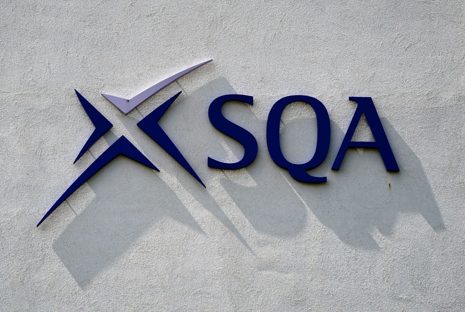 Thousands of pupils across Scotland receive SQA exam results as pass ...