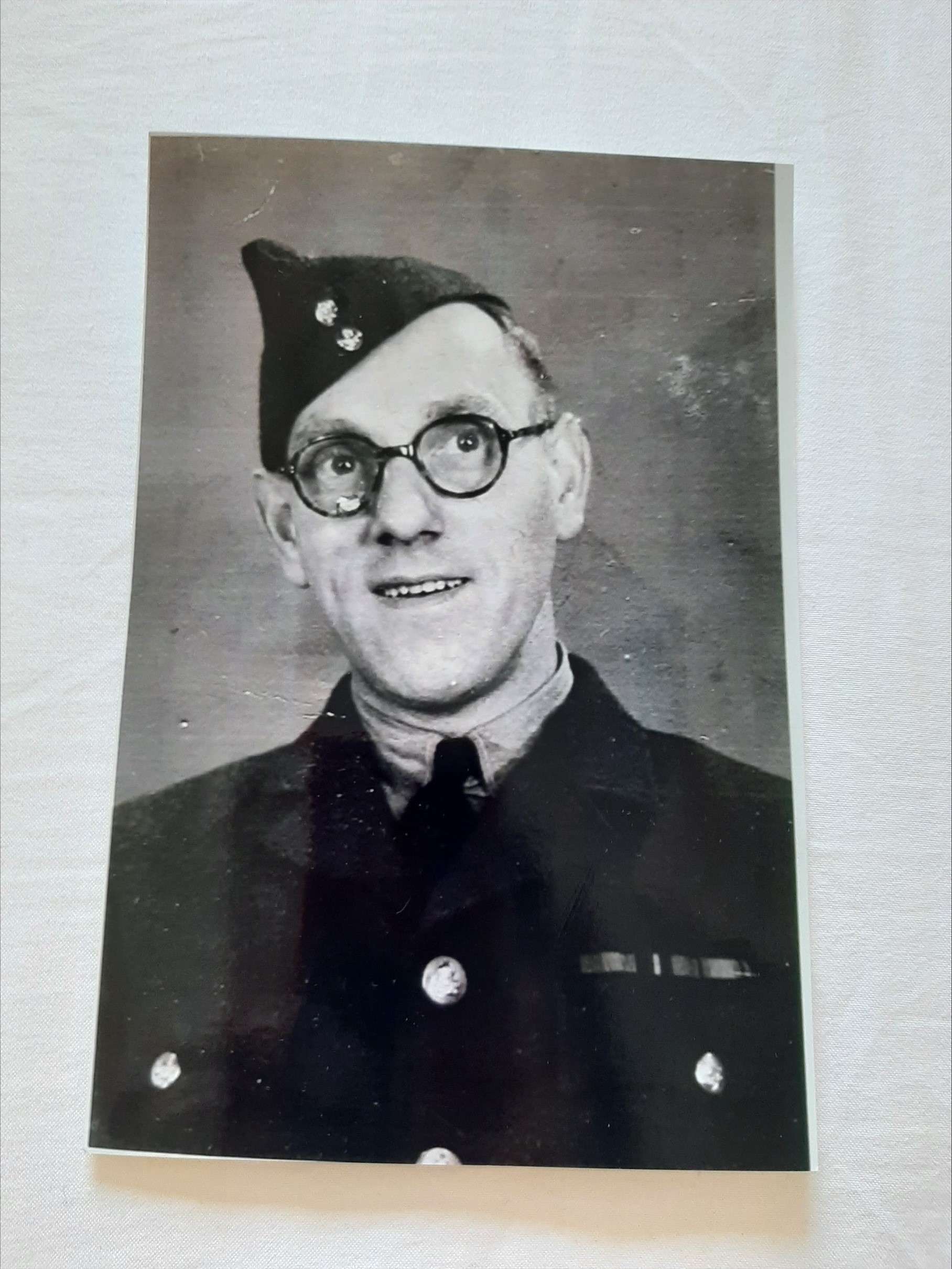 Redditch woman to honour Birmingham dad on VJ Day's 80th anniversary