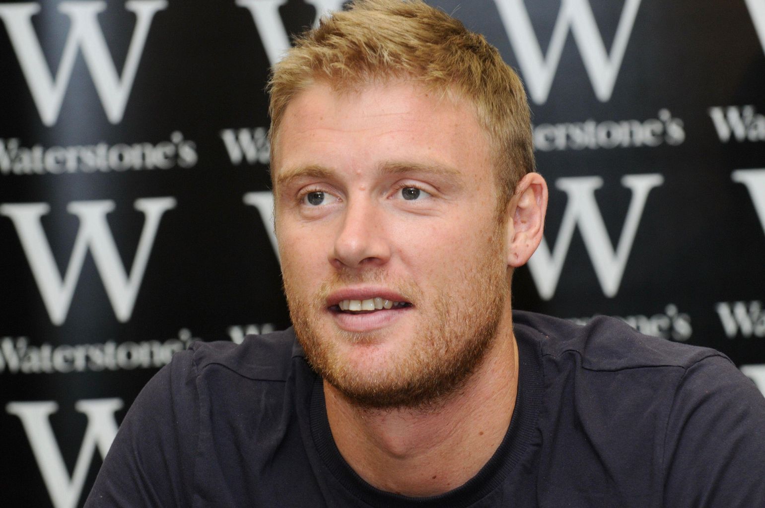 Andrew "Freddie" Flintoff backs campaign to increase helipads at hospitals