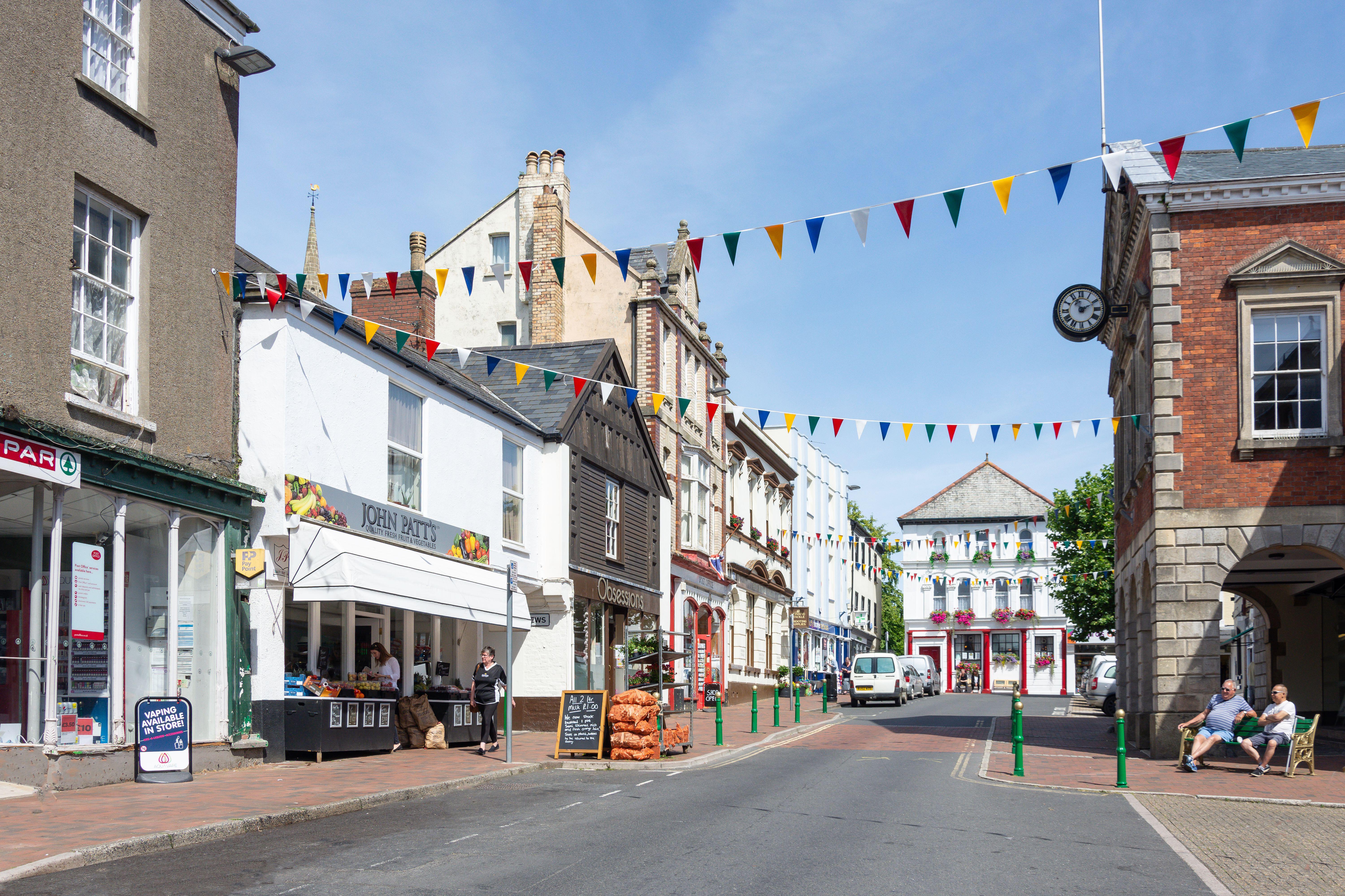 Torrington's Globe Hotel saved by community | News - Greatest Hits ...