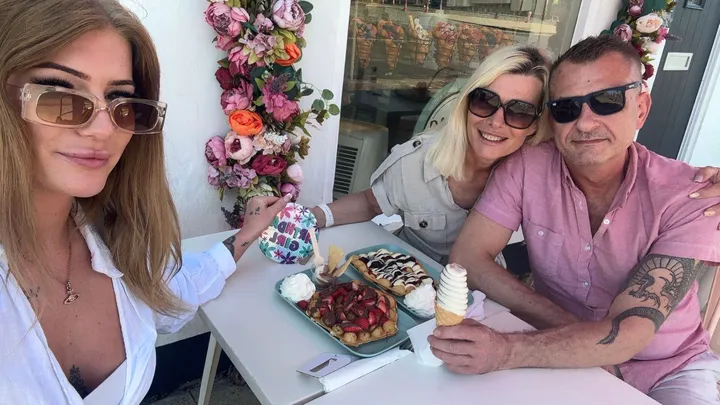 Polish couple named as among victims of Isle of Wight helicopter crash