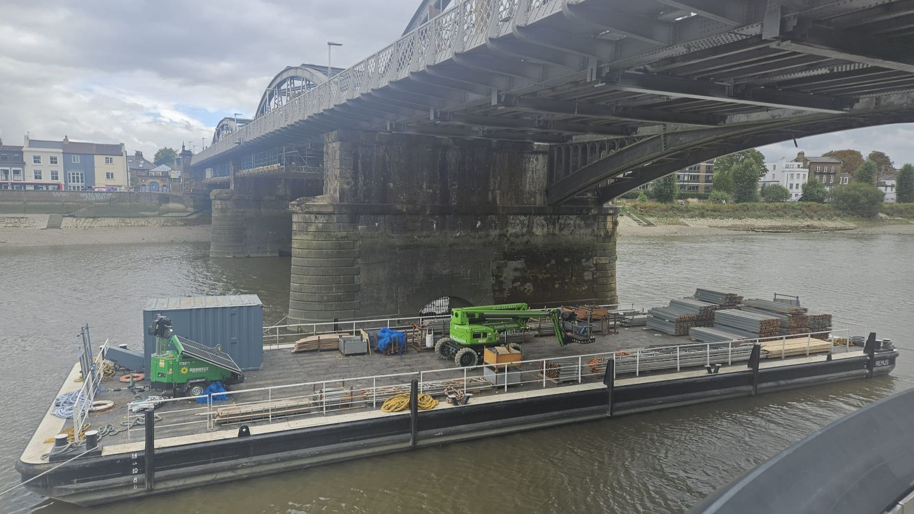 Trains up and running between Kew Bridge and Barnes after nine days of ...
