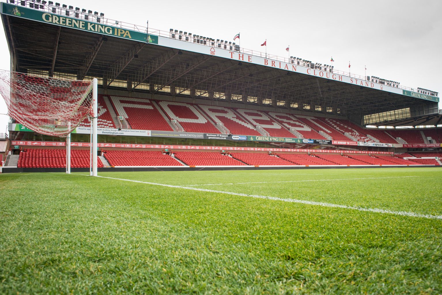 Nottingham Forest return to European action for first time in 30 years