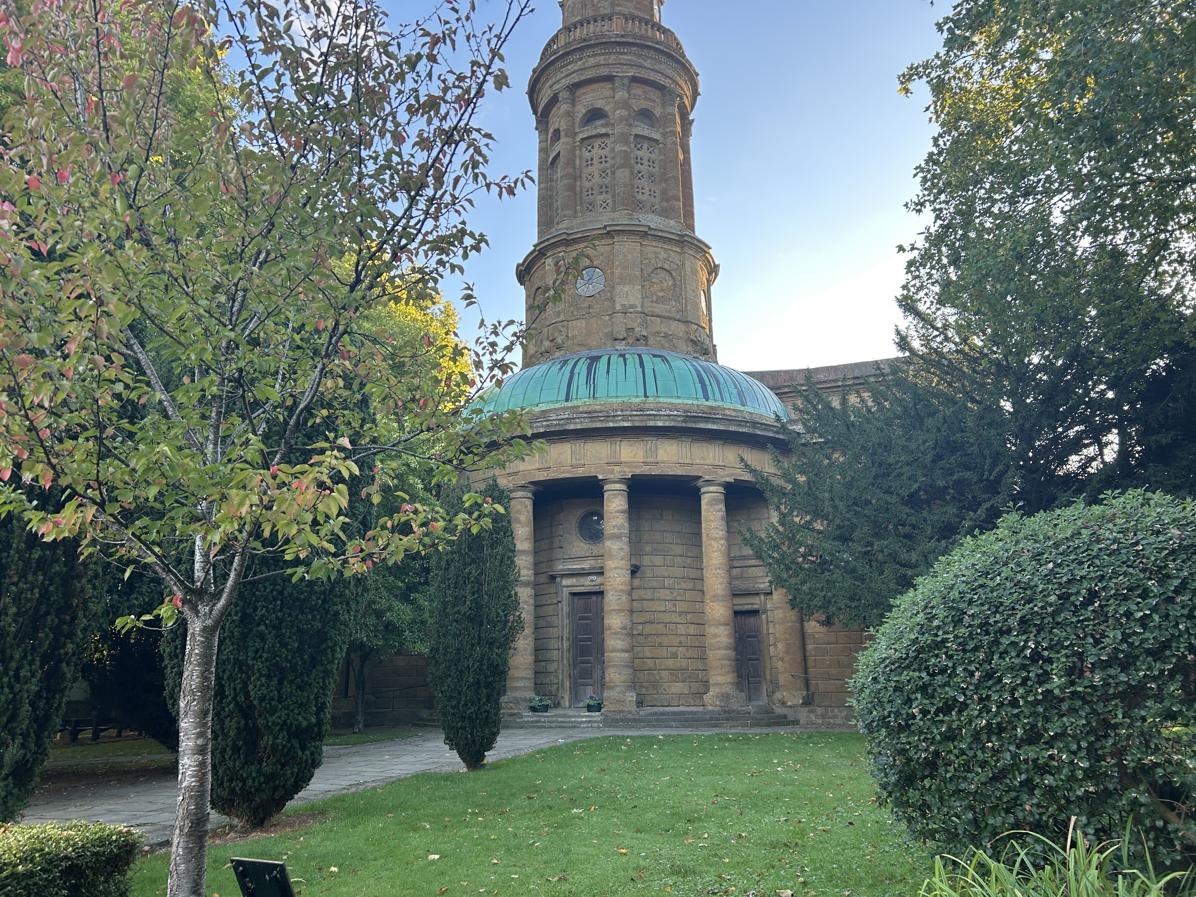 Police investigating reports woman raped by group of men in Banbury