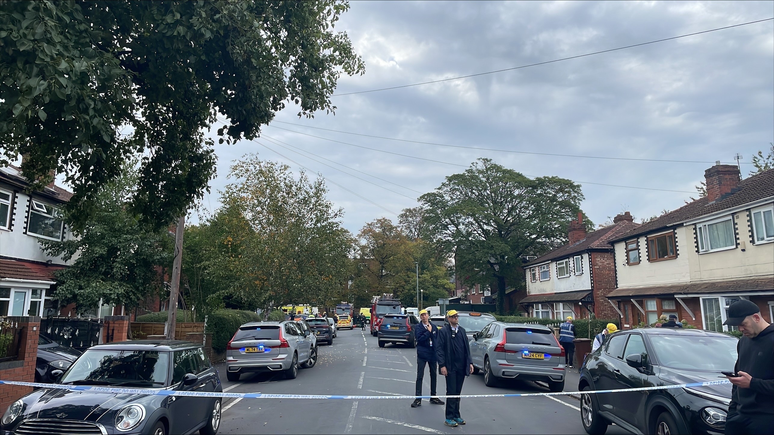 Four injured in attack at Manchester synagogue | News - Hits Radio 00s