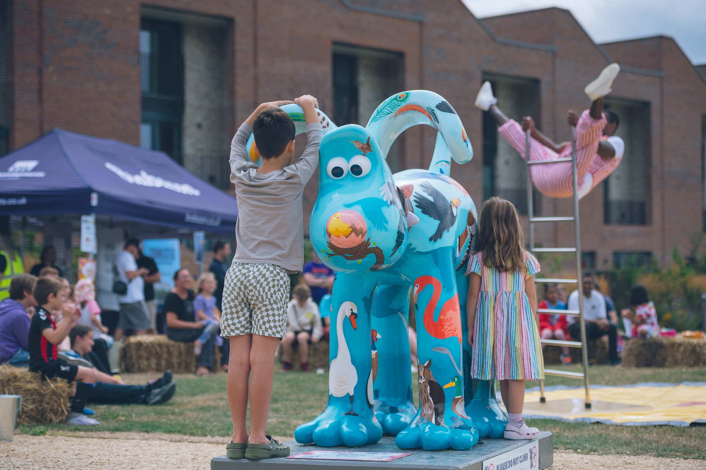 Gromit Unleashed 3 sculptures to go under the hammer | News - Hits ...